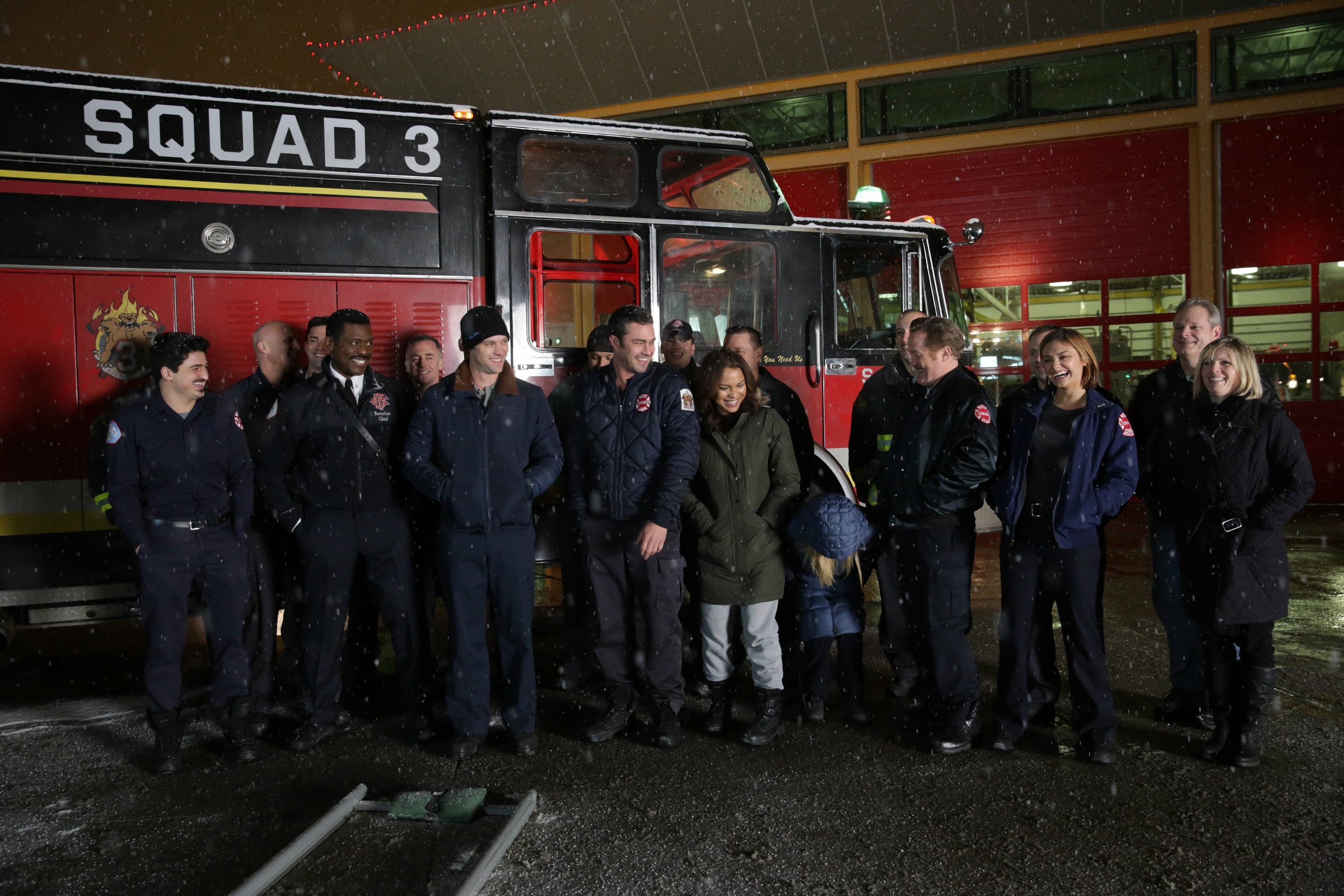 Chicago Fire: Behind the Scenes: Tonight's the Night Photo: 1509441 ...