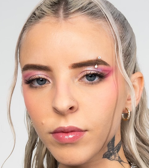 Young Miko ft. Feid on The Tonight Show Starring Jimmy Fallon