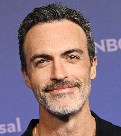 Reid Scott on The Kelly Clarkson Show - Official Website