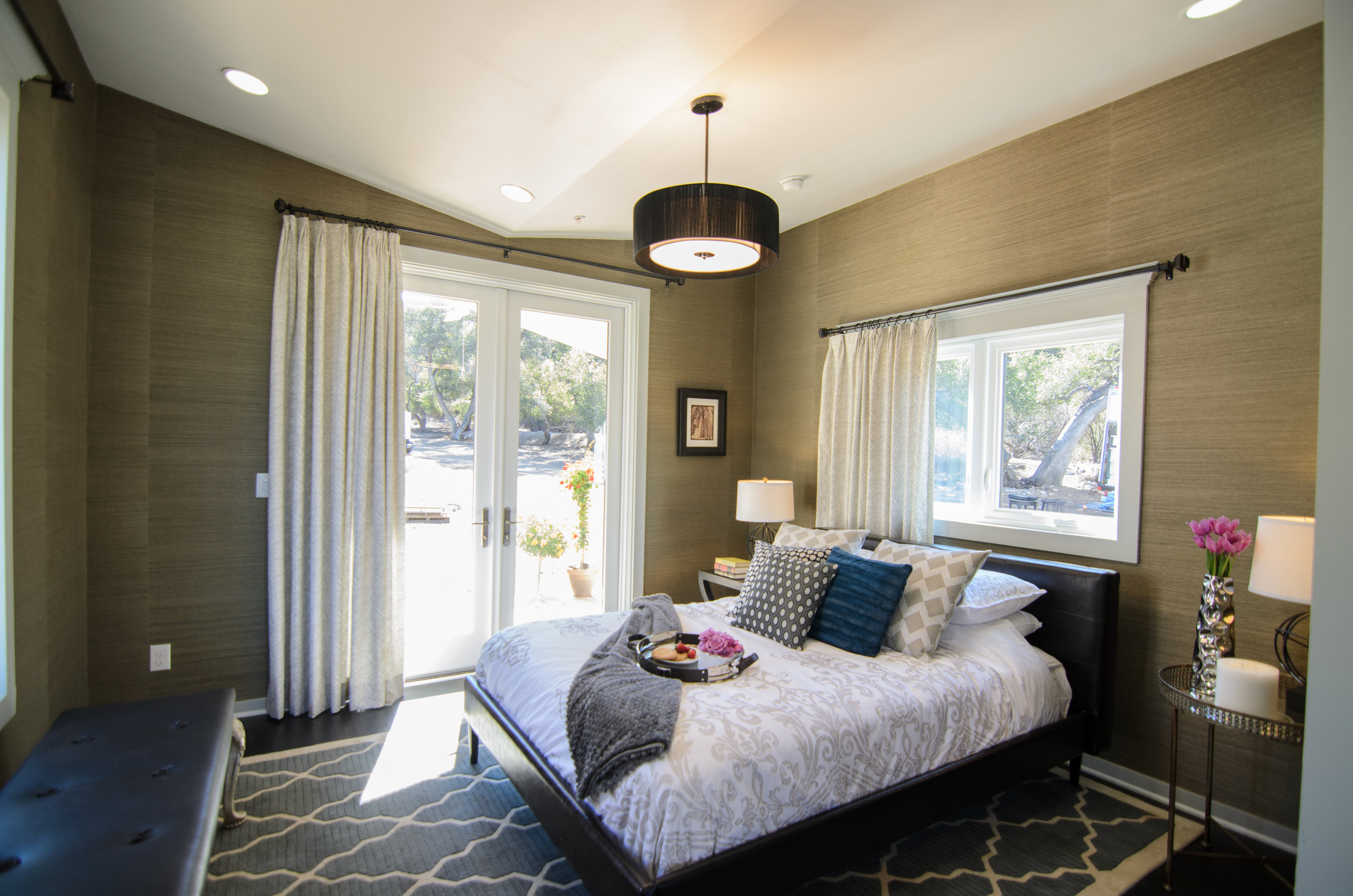 null: Modular Makeovers: Jay and Nina Photo: 1681236 - NBC.com