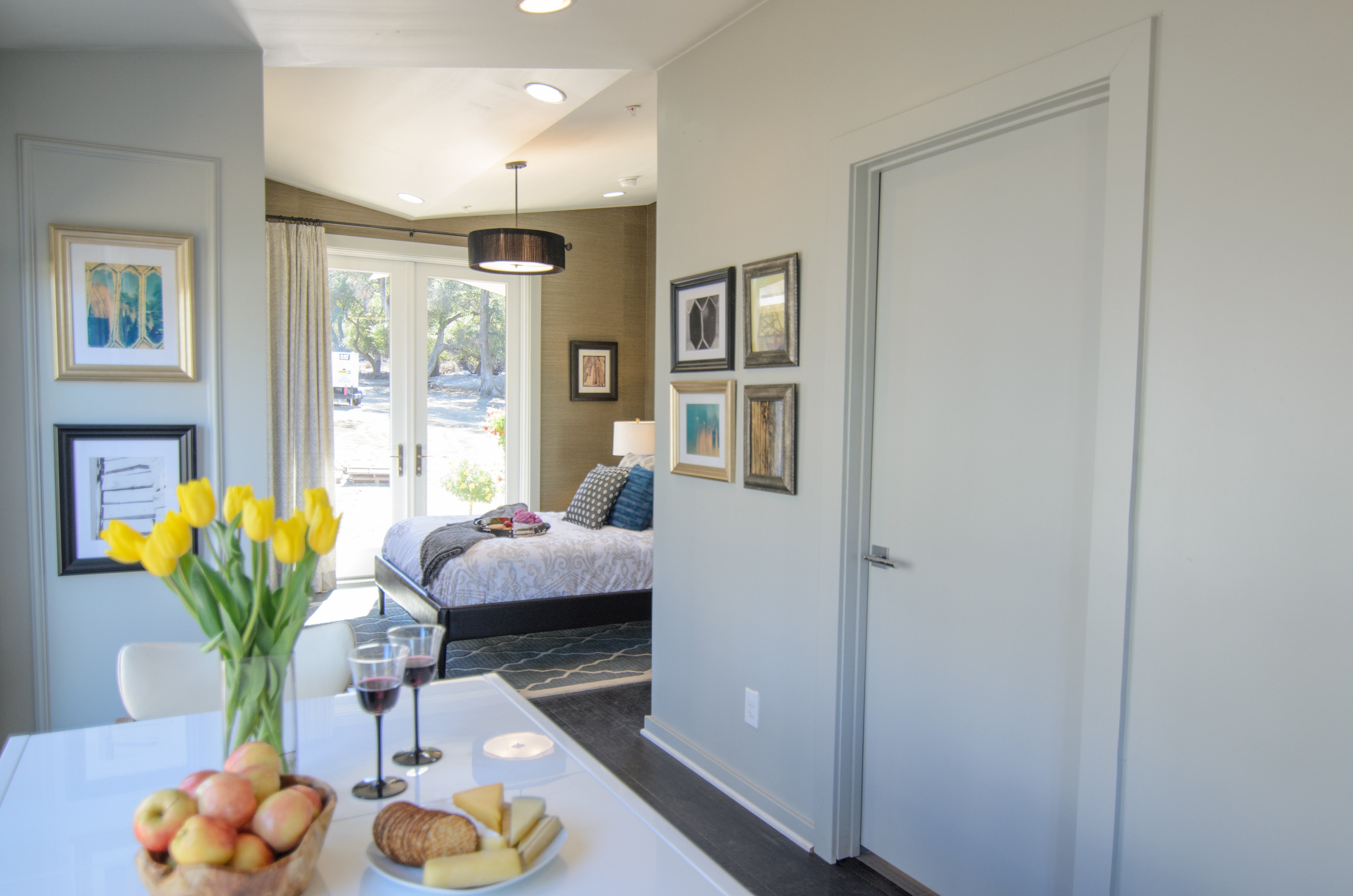 null: Modular Makeovers: Jay and Nina Photo: 1681241 - NBC.com