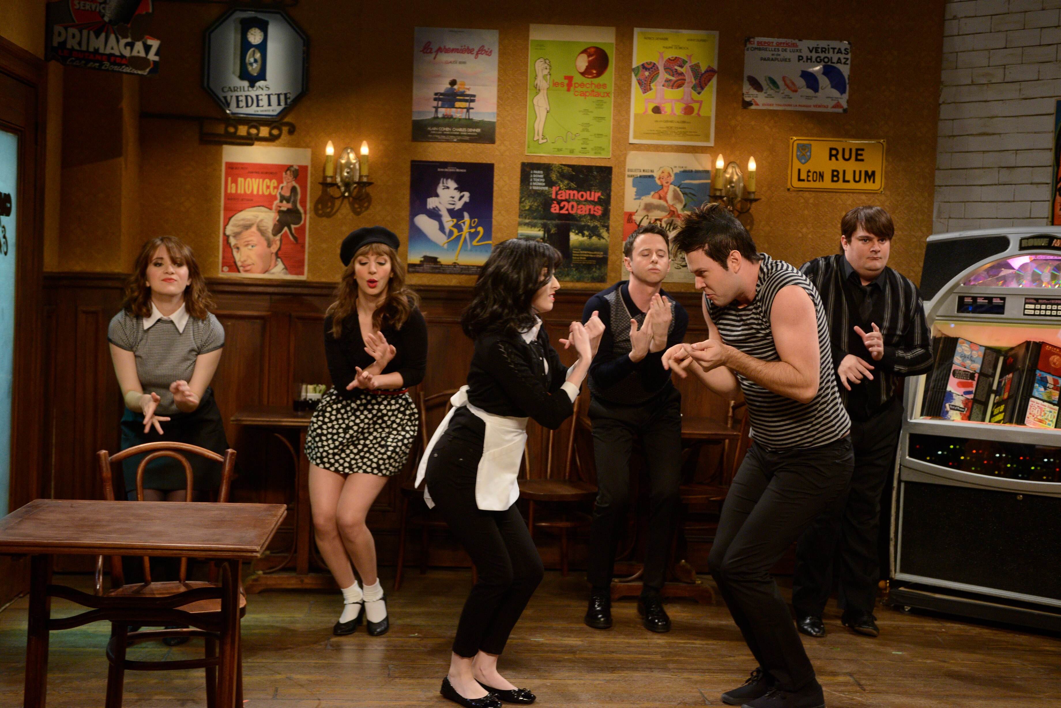 null: From the Set: Anna Kendrick and Pharrell Williams Photo: 1668751 ...