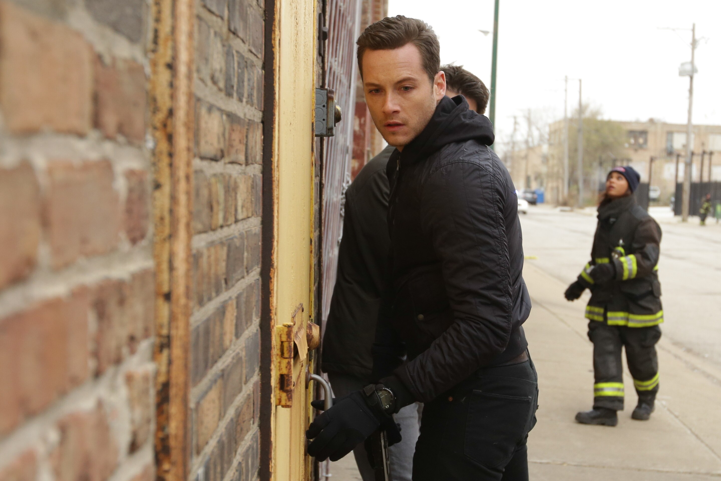 Chicago Fire: Let Him Die Photo: 2171601 - NBC.com