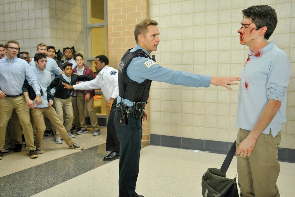 Chicago P.D.: A Dead Kid, A Notebook, and a Lot of Maybes Photo ...