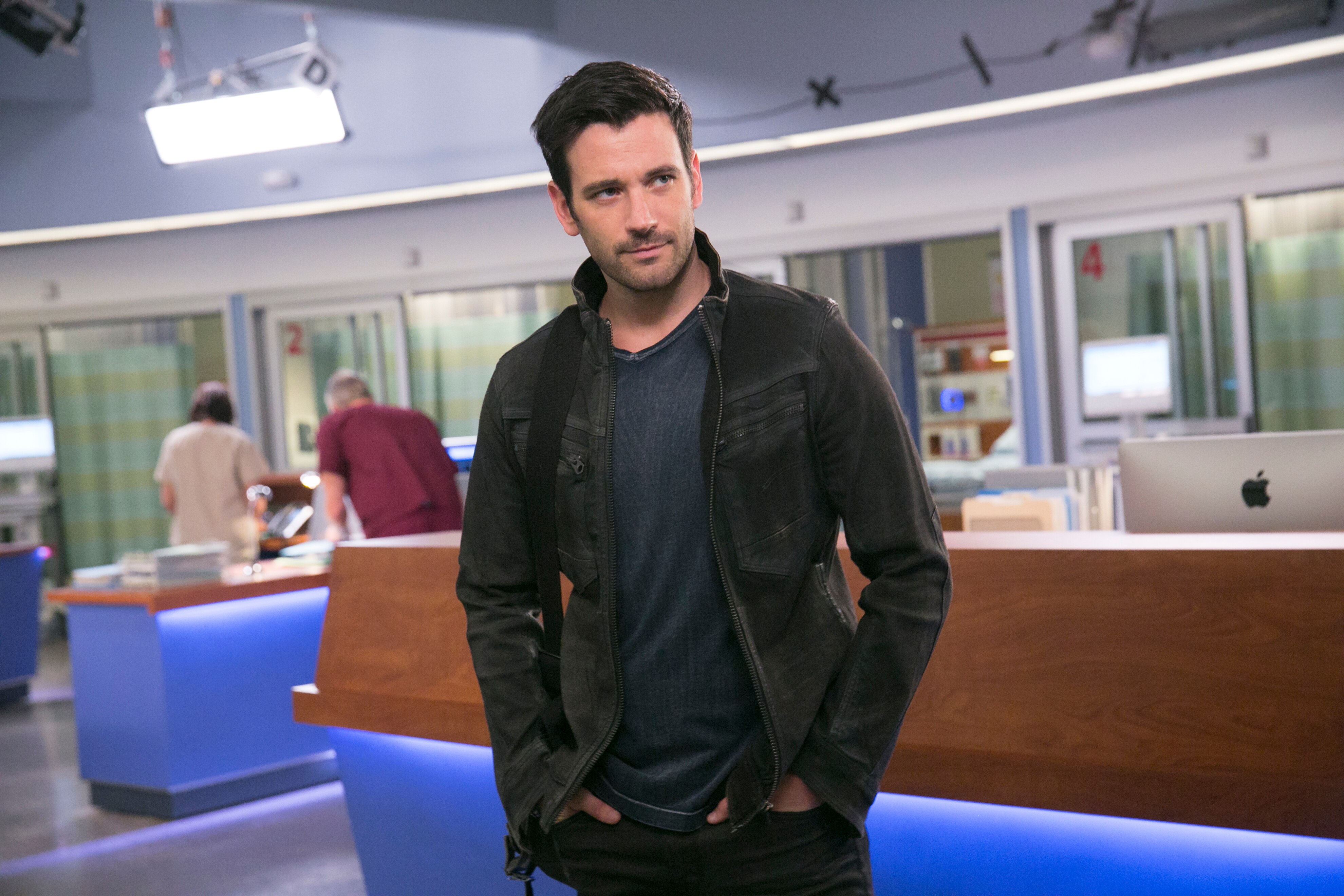 null: Behind the Scenes Photo: 2562066 - NBC.com