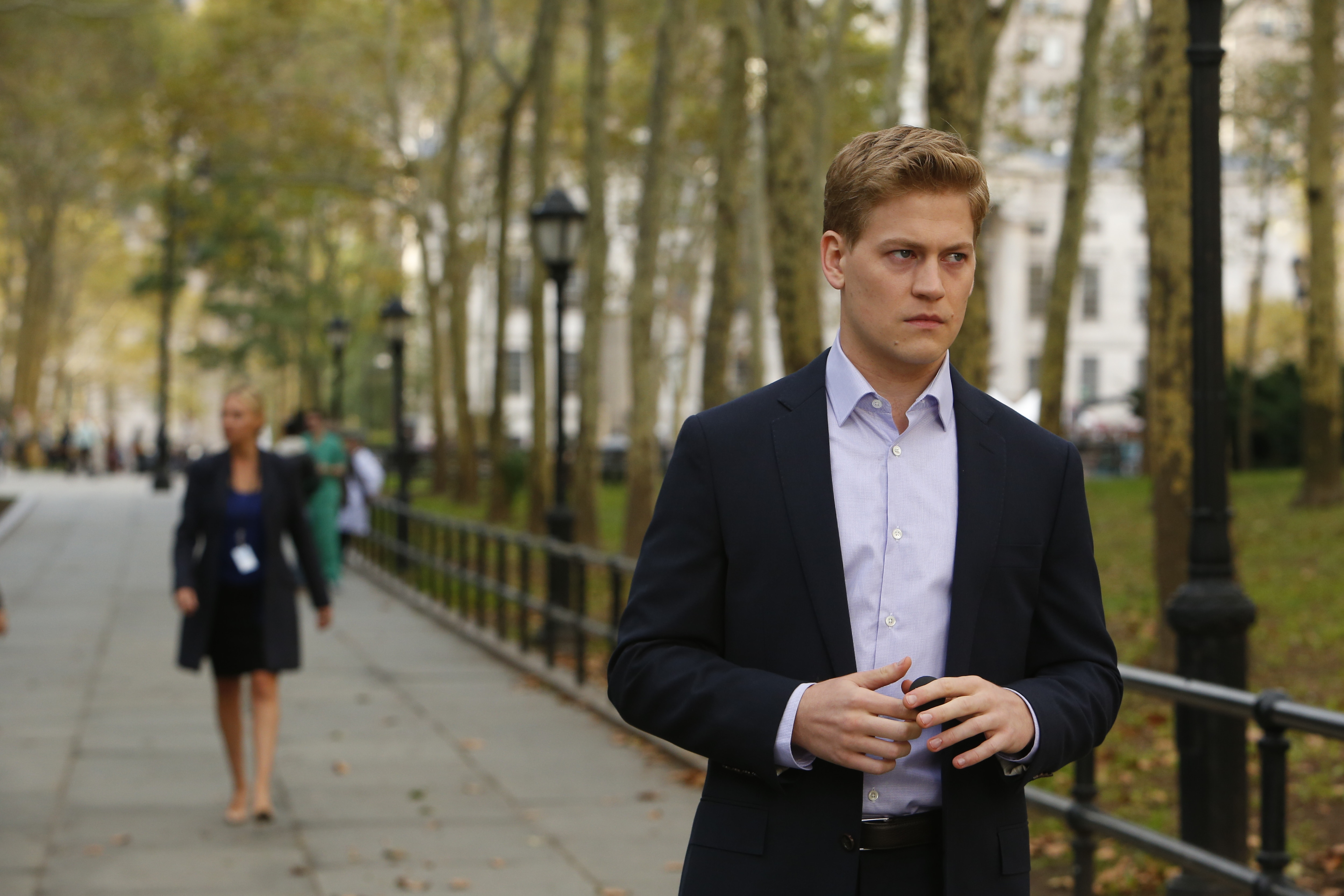 Allegiance: Behind the Scenes of "Surreptitious Entry" Photo: 2238046 ...