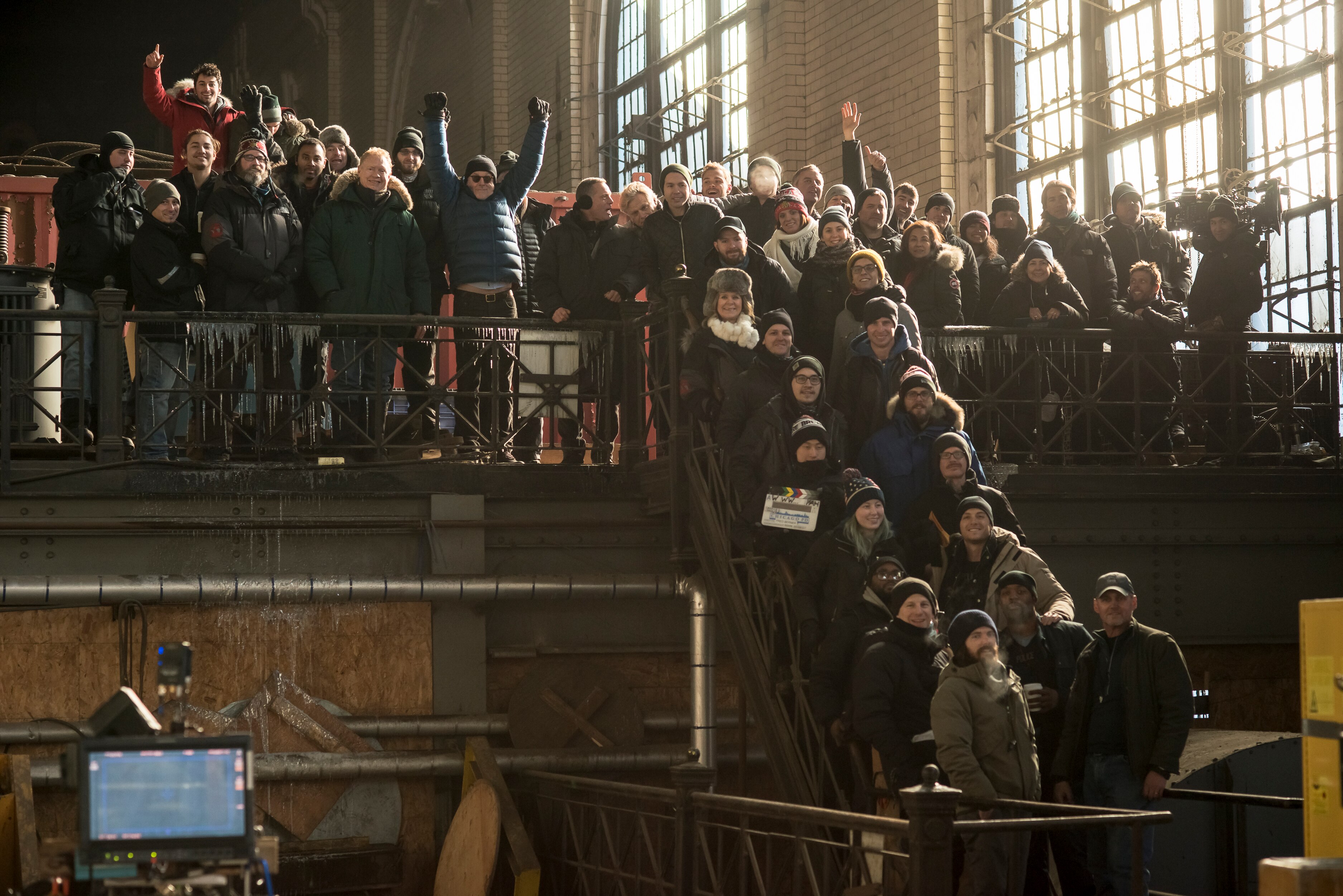 Chicago P.D.: Behind the Scenes: What Puts You On That Ledge Photo ...