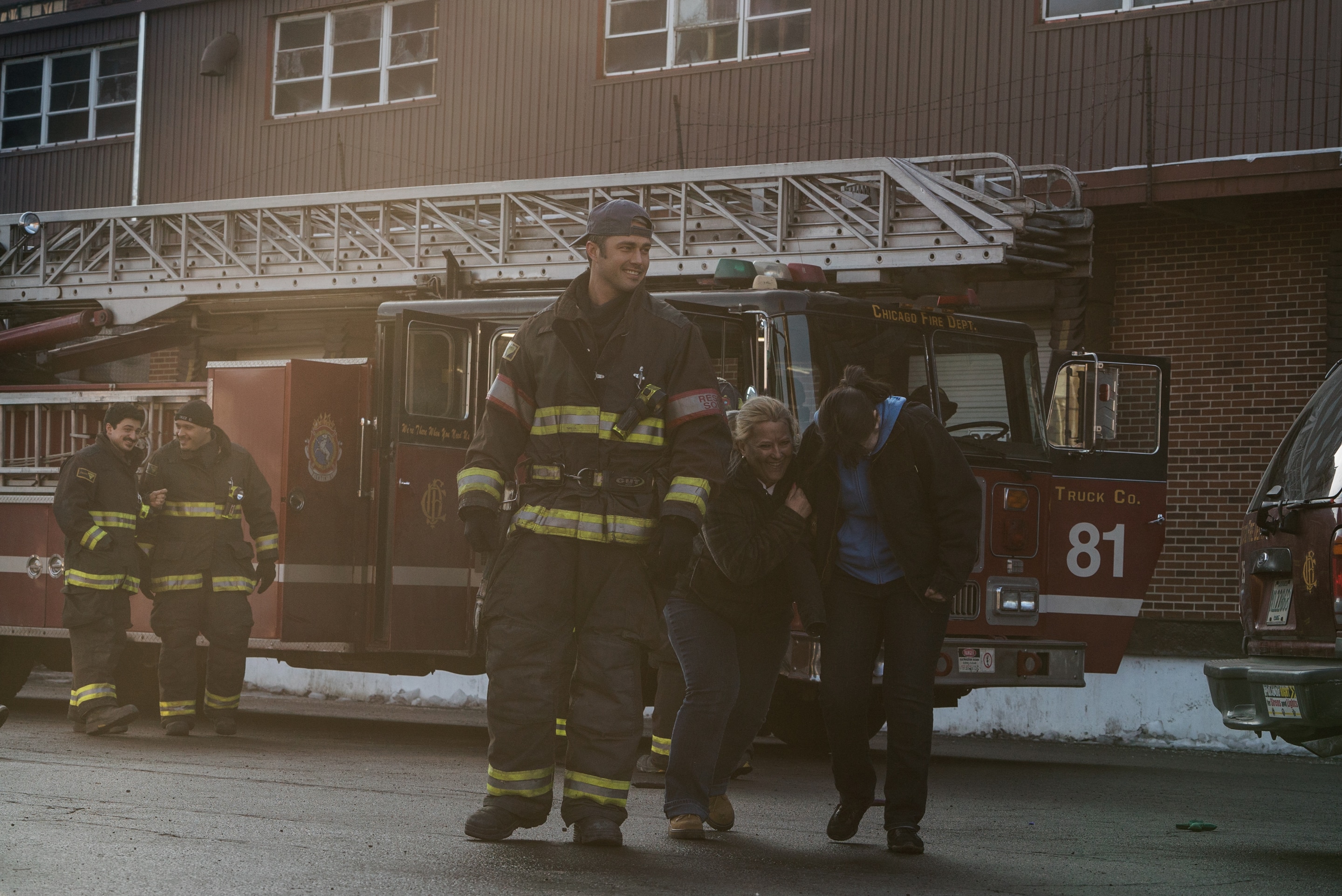 Chicago Fire: Behind the Scenes: I Am The Apocalypse Photo: 2296271 ...