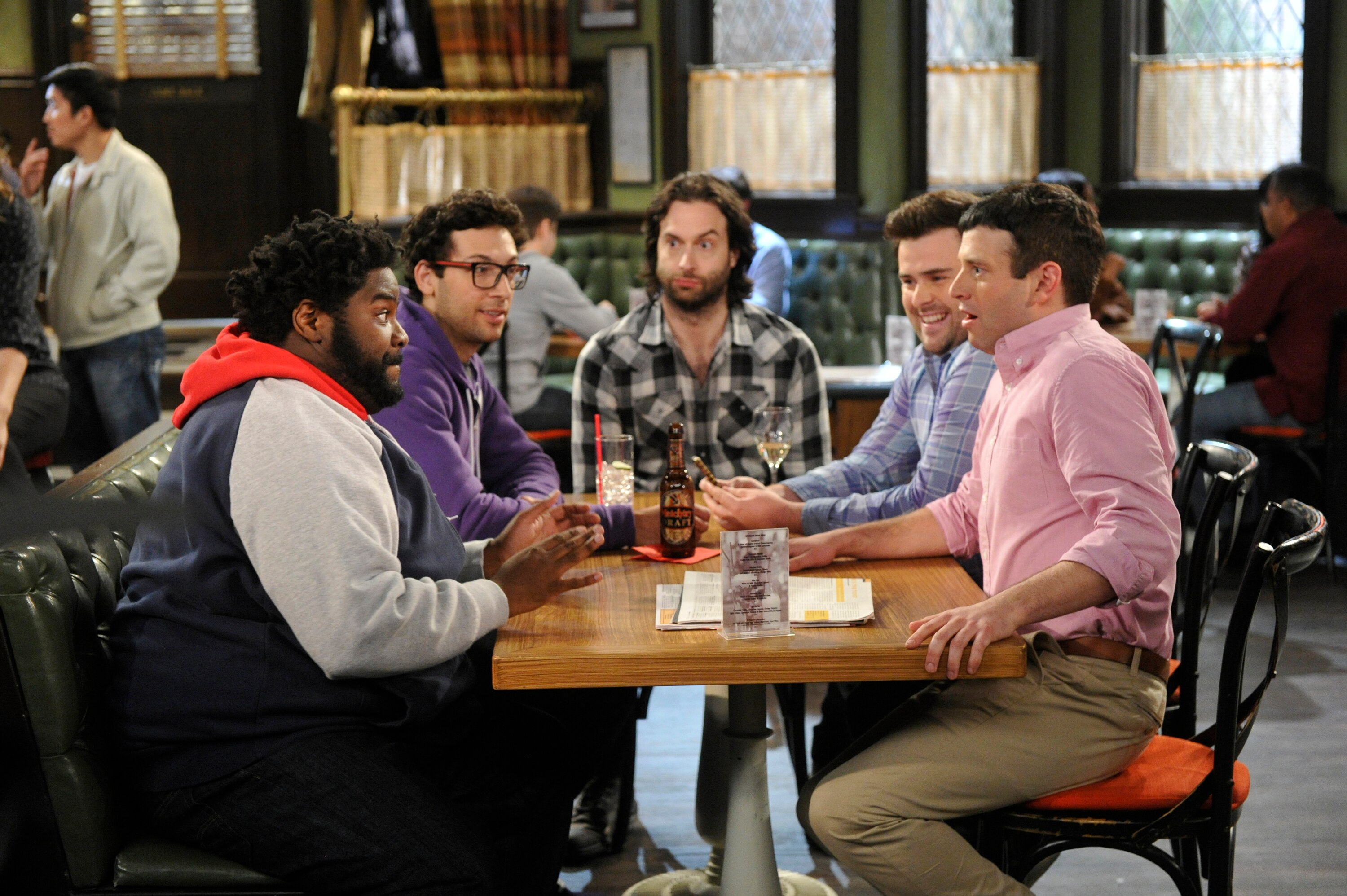 Undateable: A Live Show Walks into a Bar - Version 2 Photo: 2343561 ...