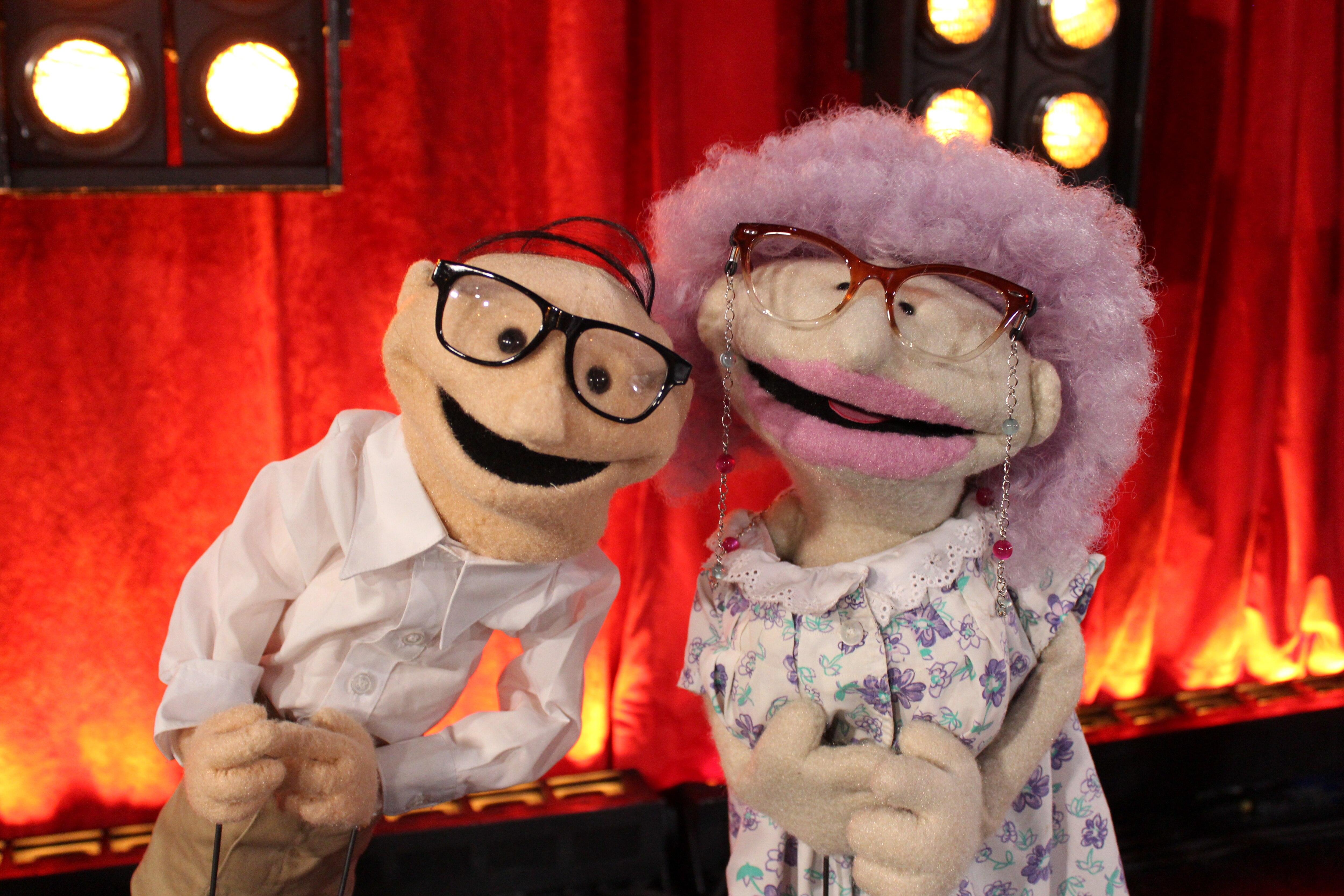 null: Behind the Scenes: Season 10 Premiere Photo: 2369411 - NBC.com