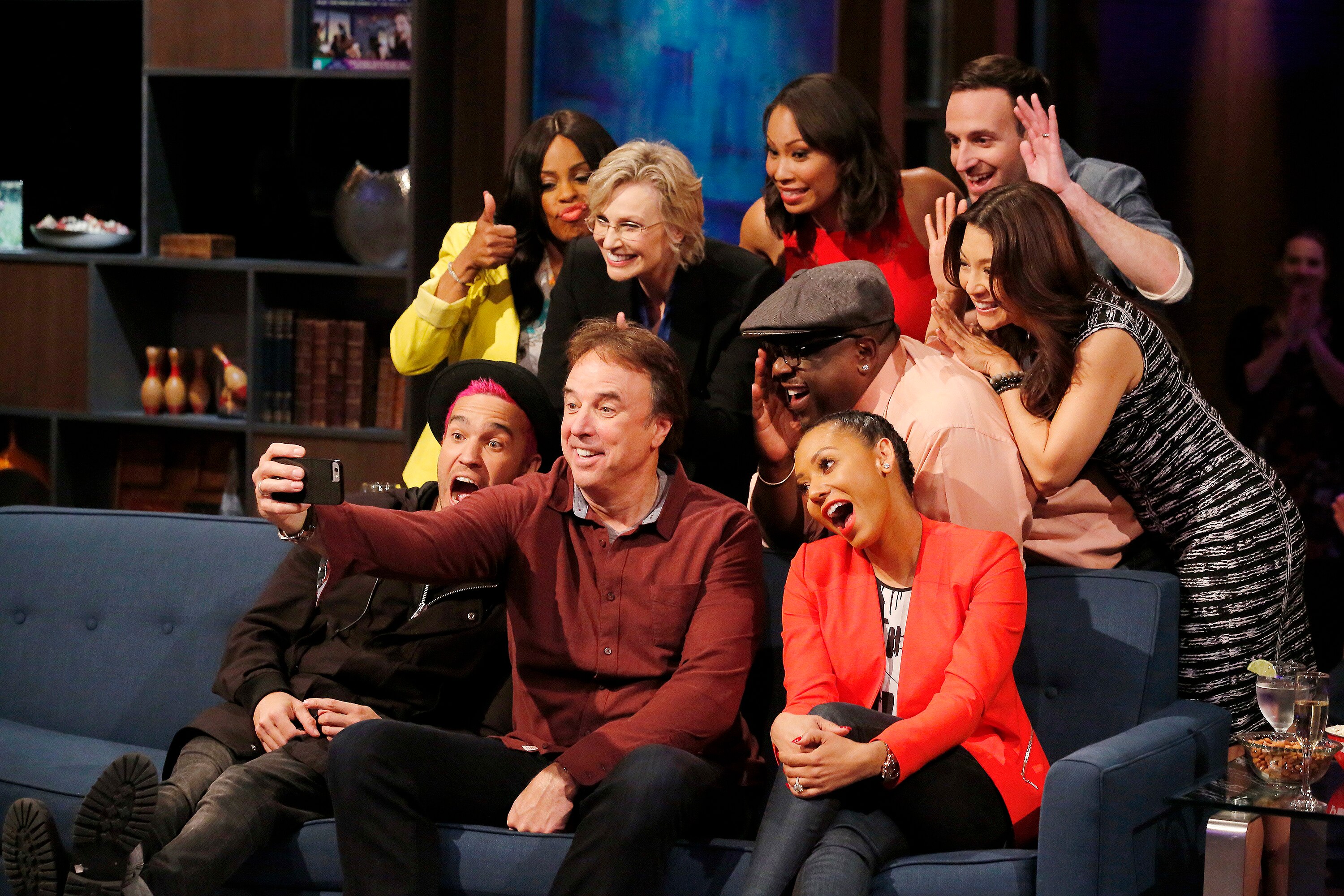 null: Photos from Cedric Gives Niecy A Hand Photo: 2476741 - NBC.com