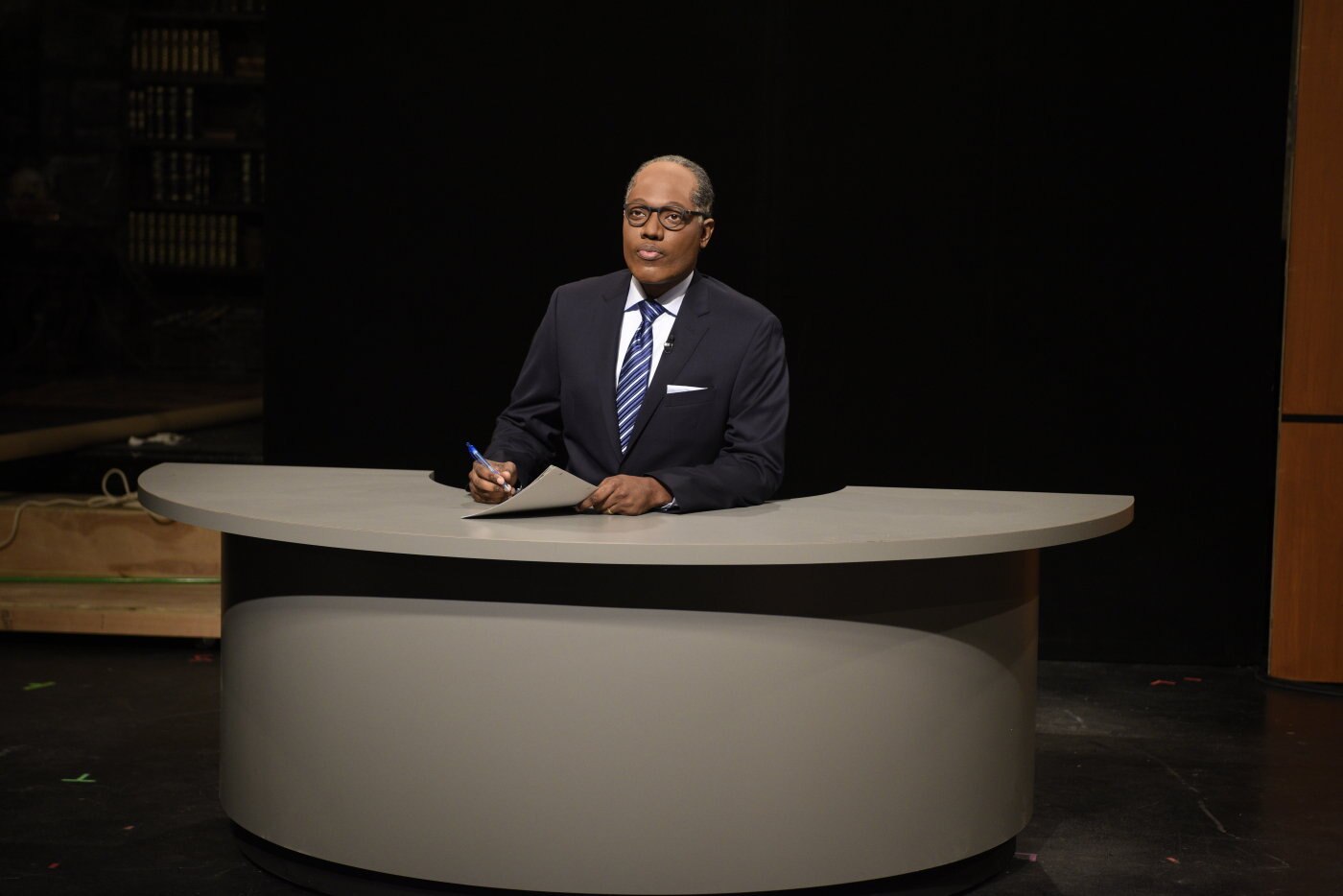 Saturday Night Live: From the Set: Margot Robbie and The Weeknd Photo ...