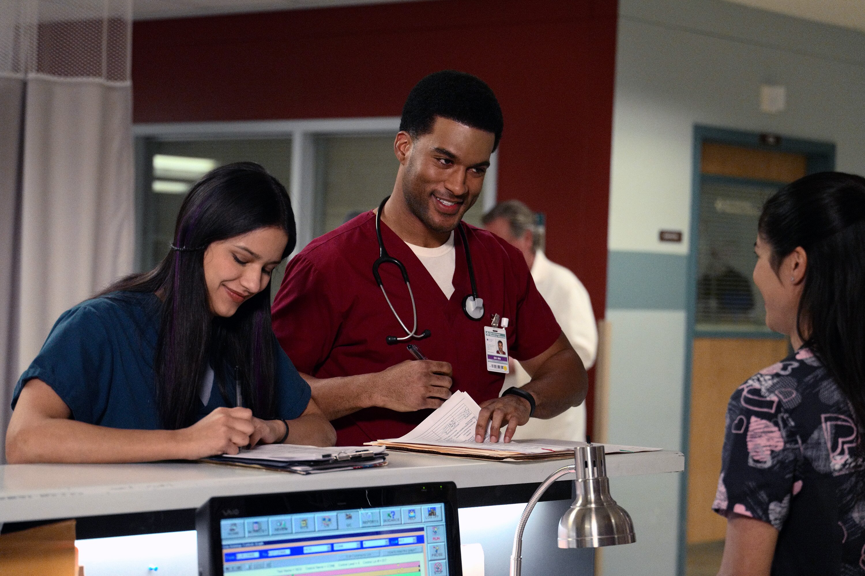 null: Photos from: "The Thing with Feathers" Photo: 2872891 - NBC.com