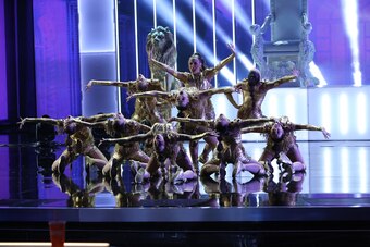 null: Live Show 2 Photo: 2908409 - NBC.com