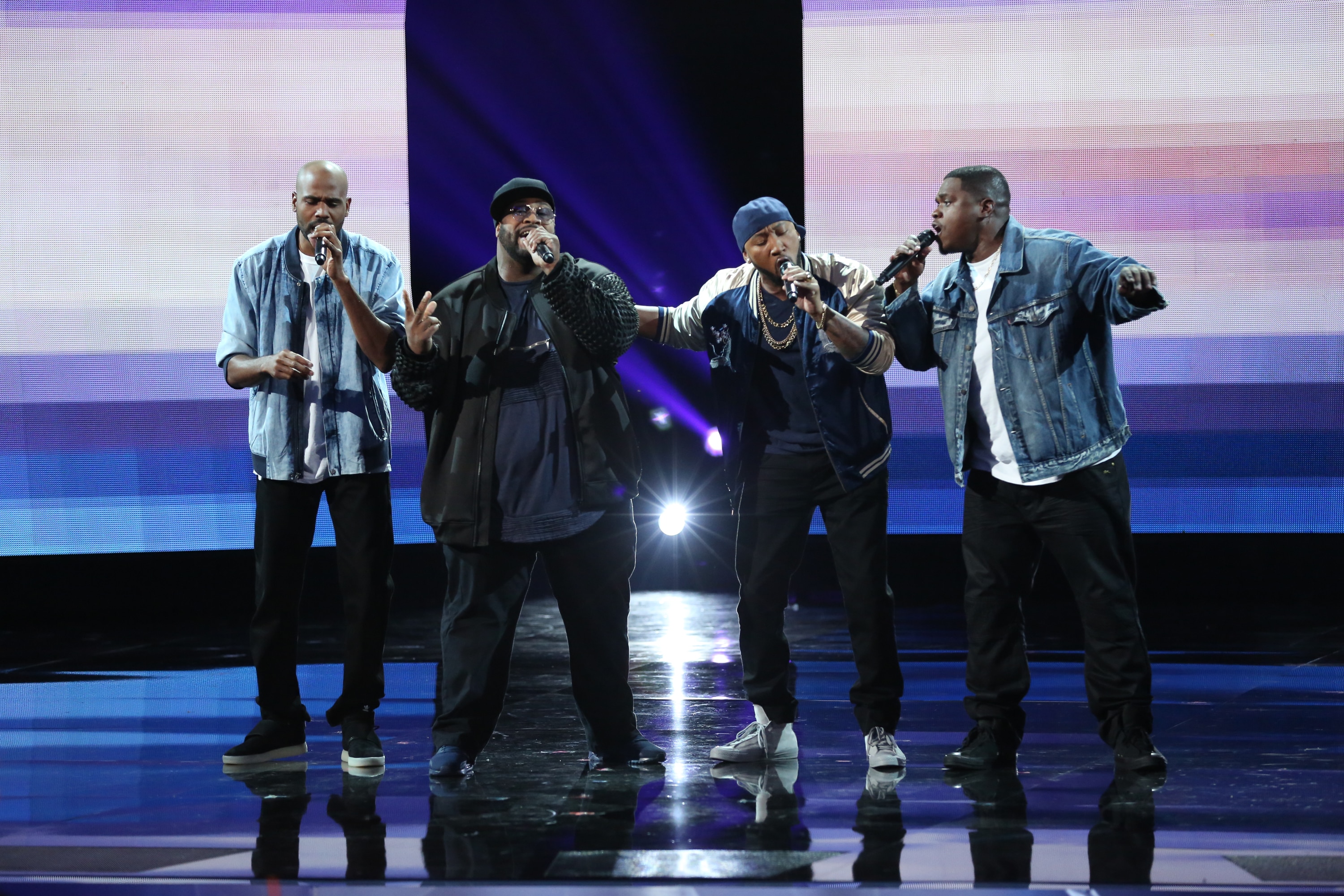 null: Live Show 3 Photo: 2909957 - NBC.com