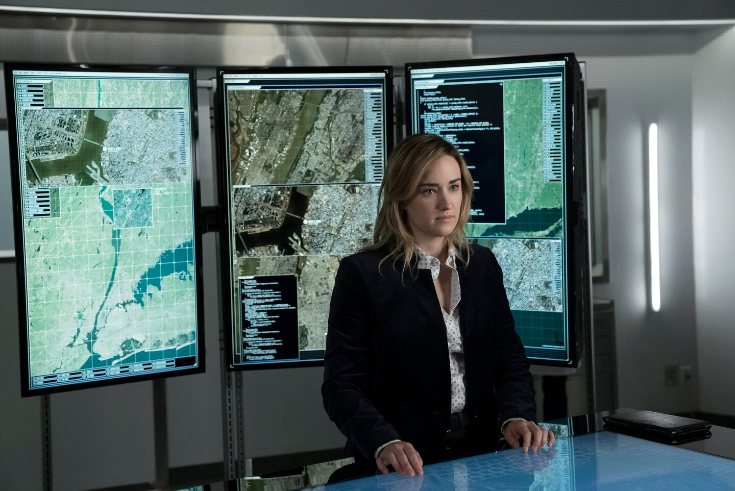 null: Droll Autumn, Unmutual Lord Photo: 2975568 - NBC.com