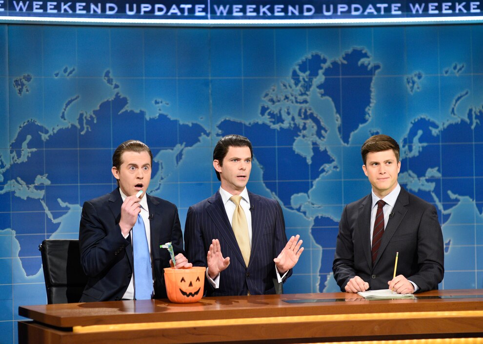 Saturday Night Live: From the Set: Larry David and Miley Cyrus Photo ...