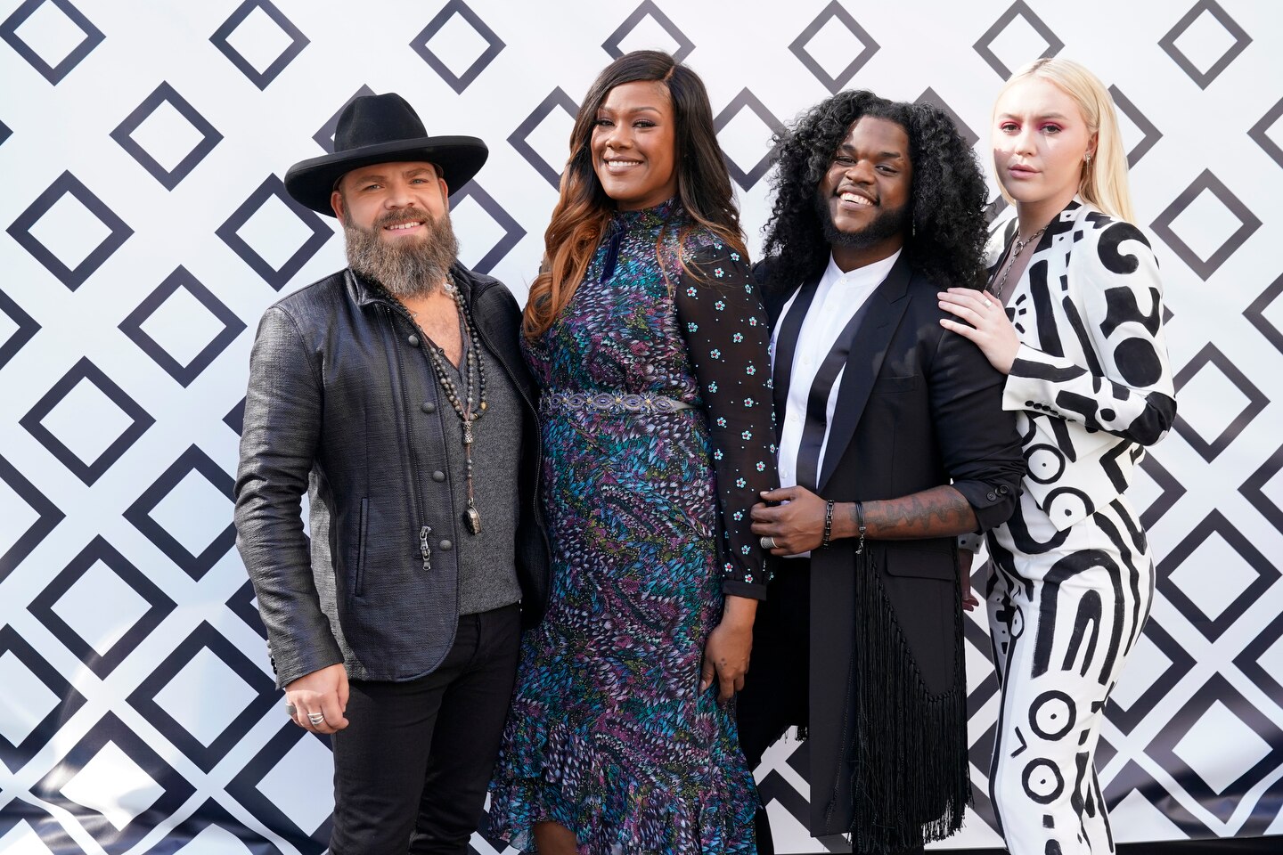 null: Behind the Scenes: Live Top 12 Performances Photo: 3039160 - NBC.com