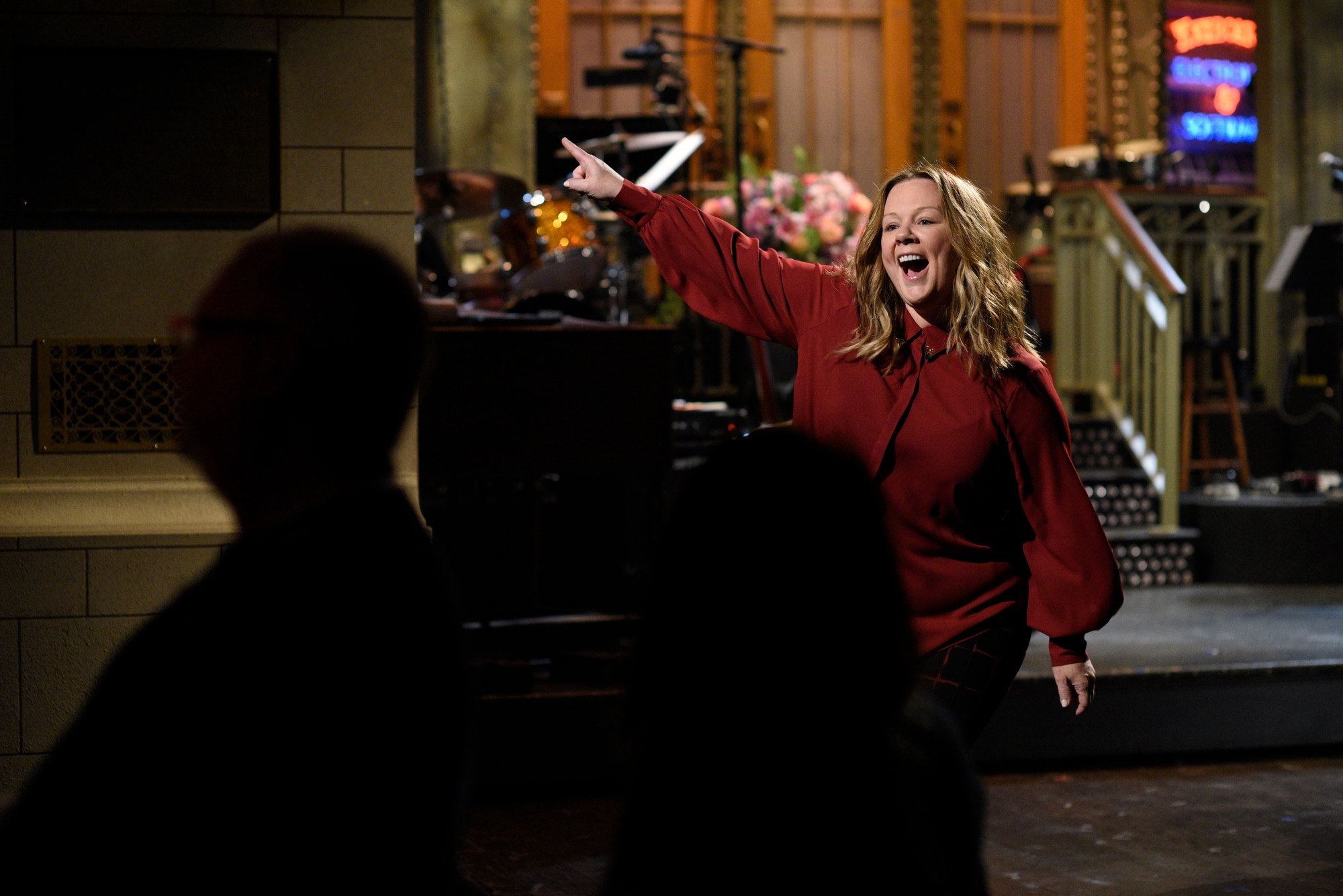 null: From the Set: Melissa McCarthy and HAIM Photo: 3006012 - NBC.com