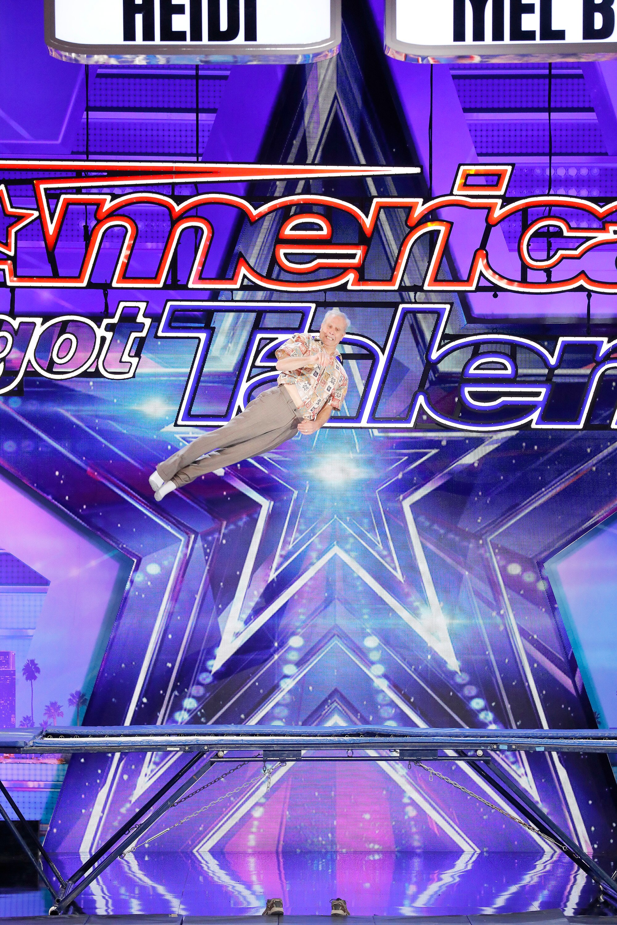 null: Season 12: Auditions, Week 1 Photo: 3008799 - NBC.com