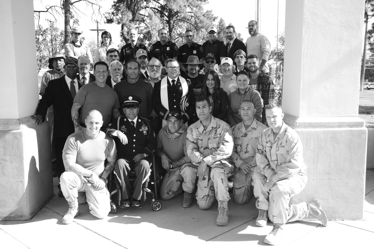 null: Behind the Scenes Photo: 3022691 - NBC.com