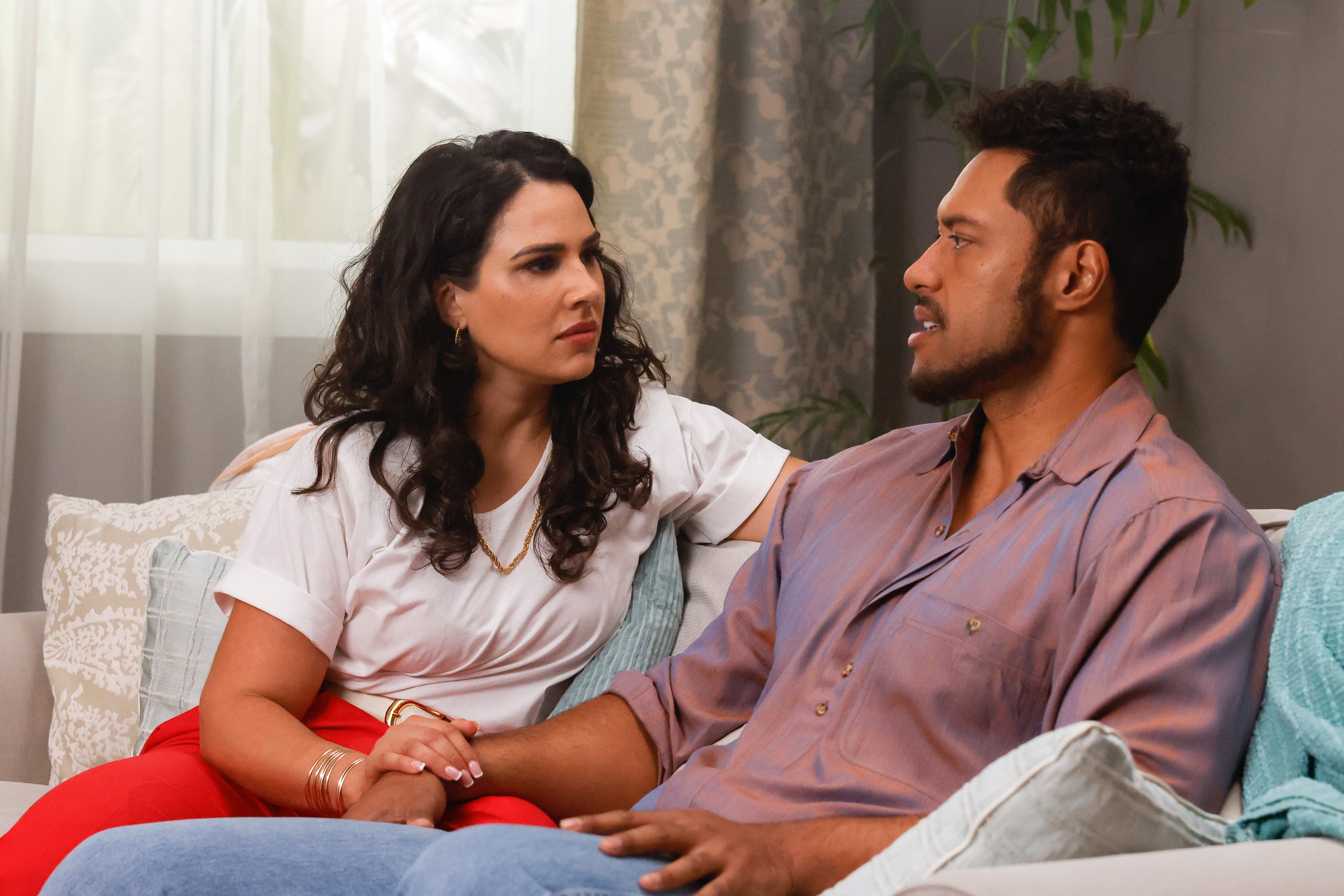 Young Rock: 203 - Seven Bucks Photo: 7076721 - NBC.com