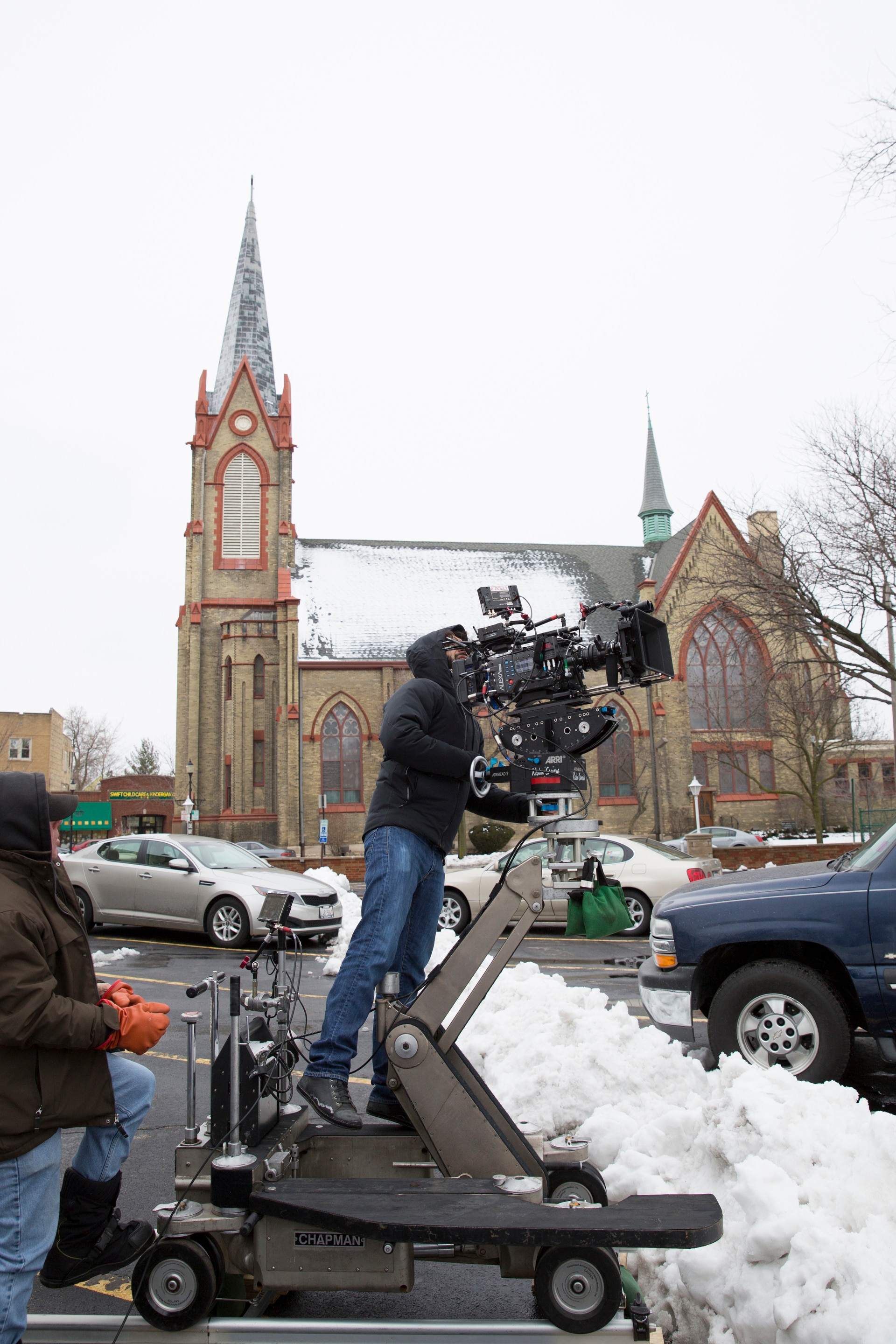 Chicago Fire: Behind the Scenes: A Coffin That Small Photo: 277586 ...
