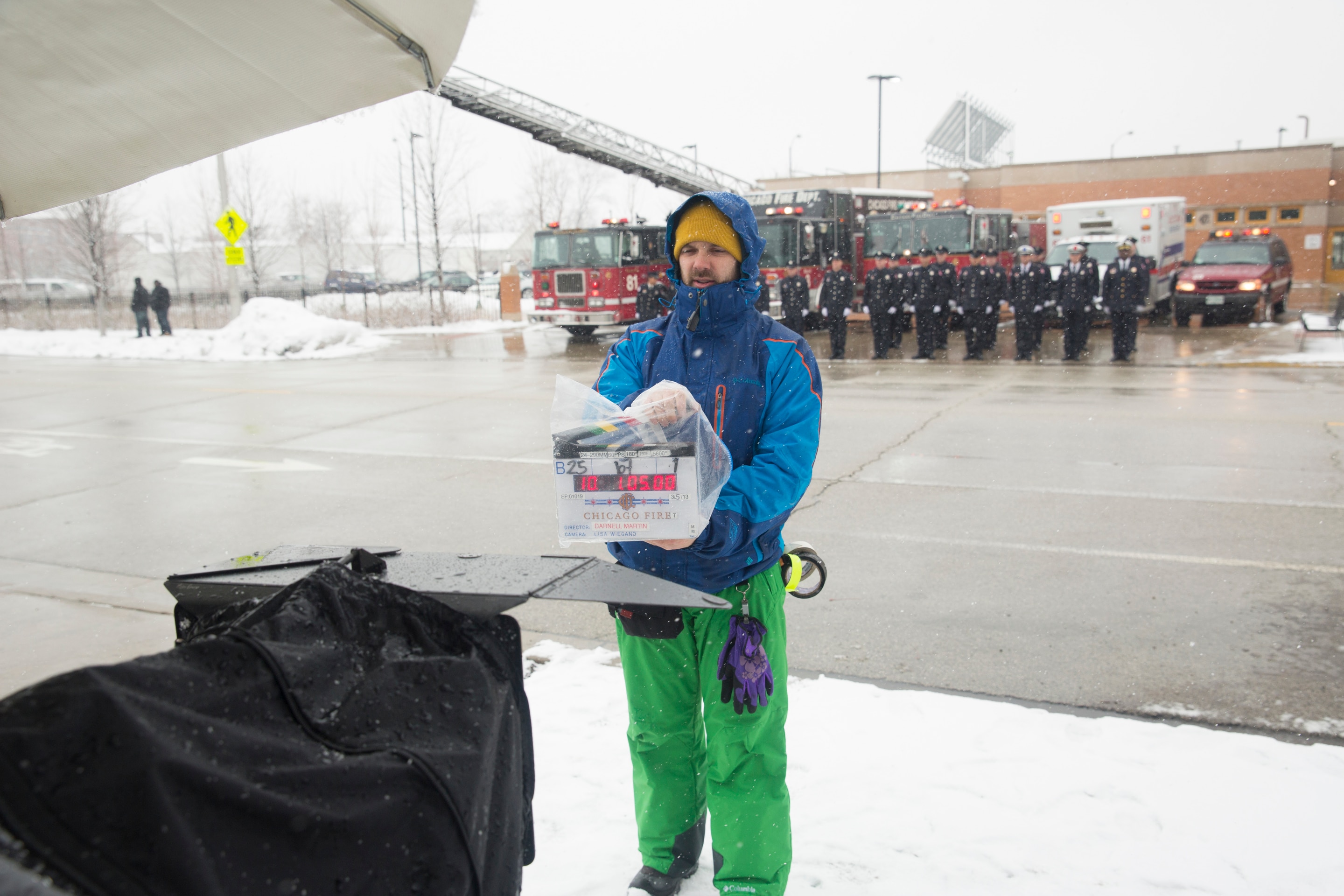 Chicago Fire: Behind the Scenes: A Coffin That Small Photo: 277601 ...