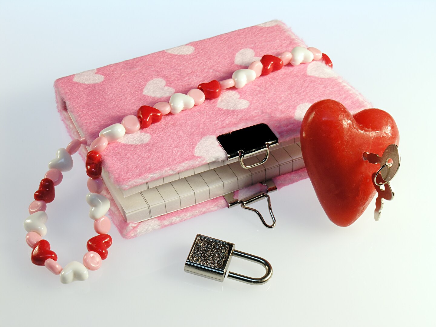 The Office: 97 DAYS: CAP'N ANDY'S LOG Photo: 609676 - NBC.com