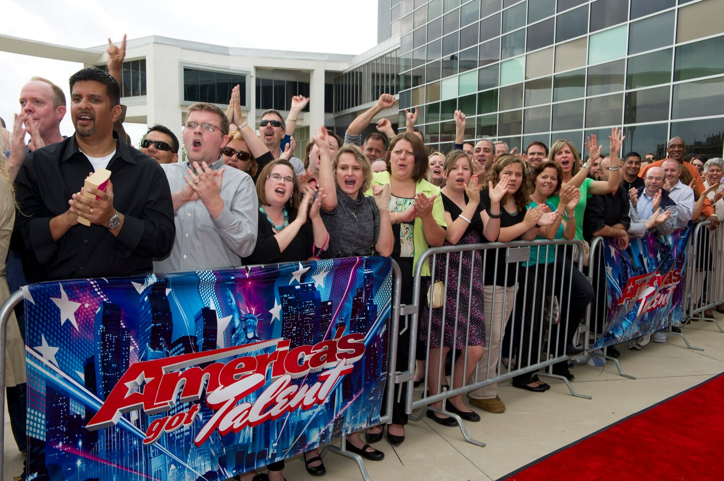 null: Behind The Scenes: Austin Episode 707/708 Photo: 528316 - NBC.com