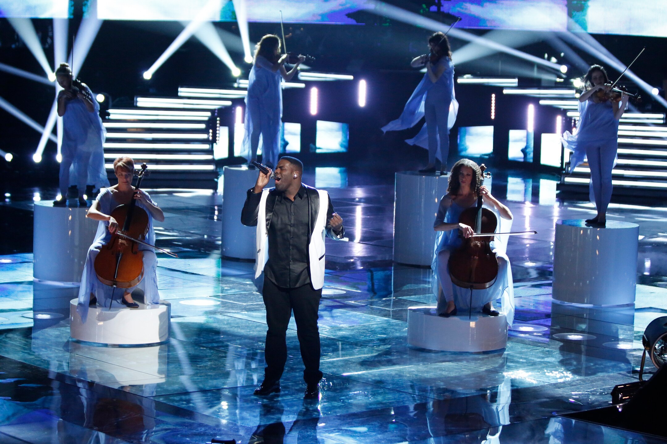 The Voice: Trevin Hunte in the Spotlight Photo: 181871 - NBC.com