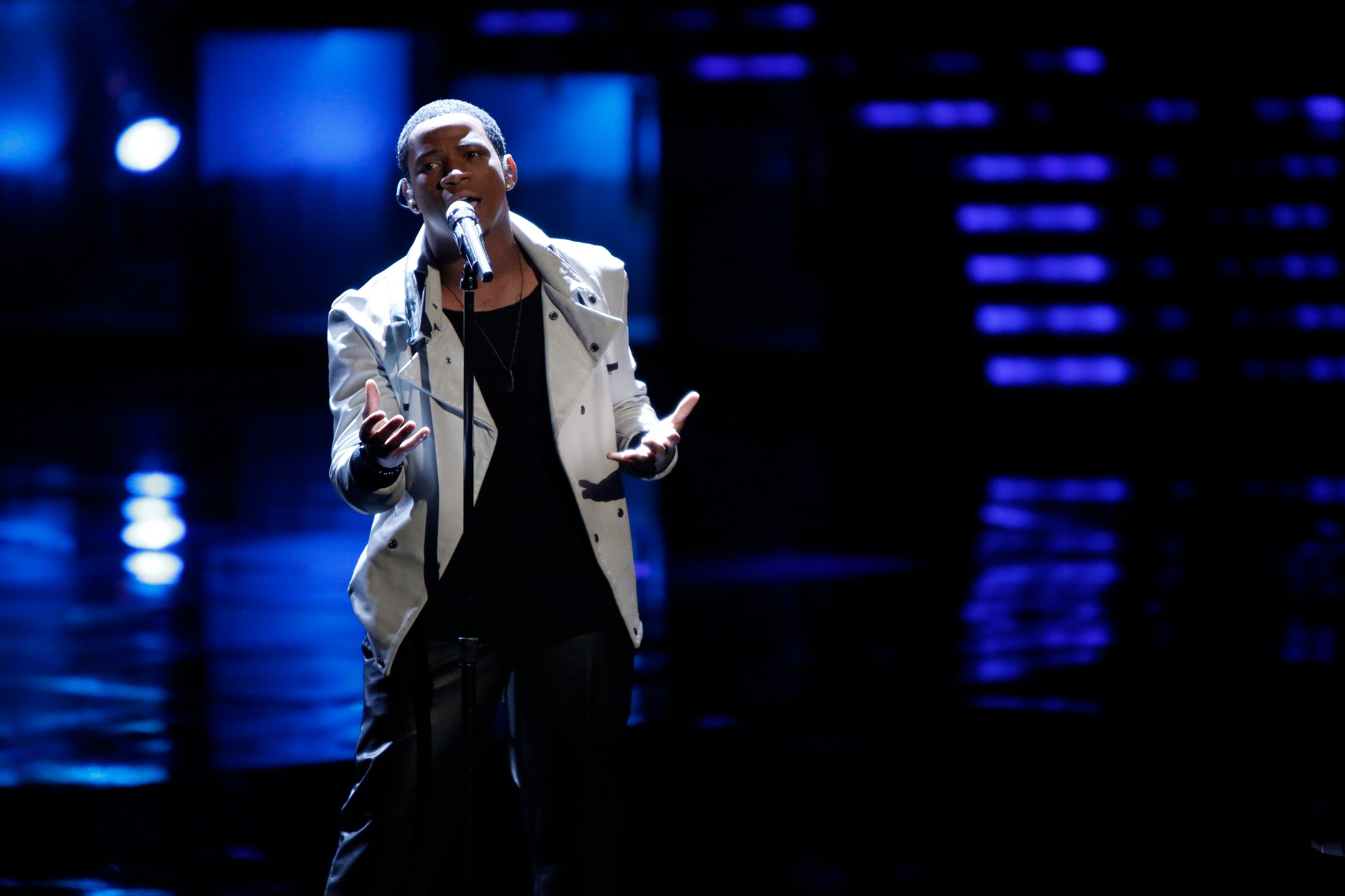 null: VEDO's Gallery Photo: 247131 - NBC.com