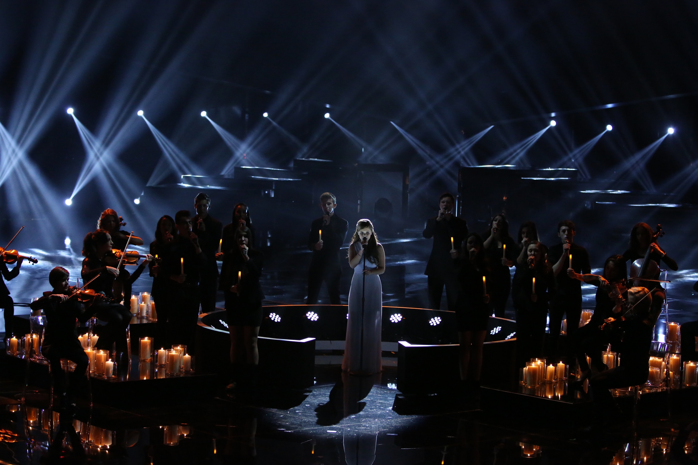 null: Live Top 5 Performance Gallery Photo: 1317866 - NBC.com