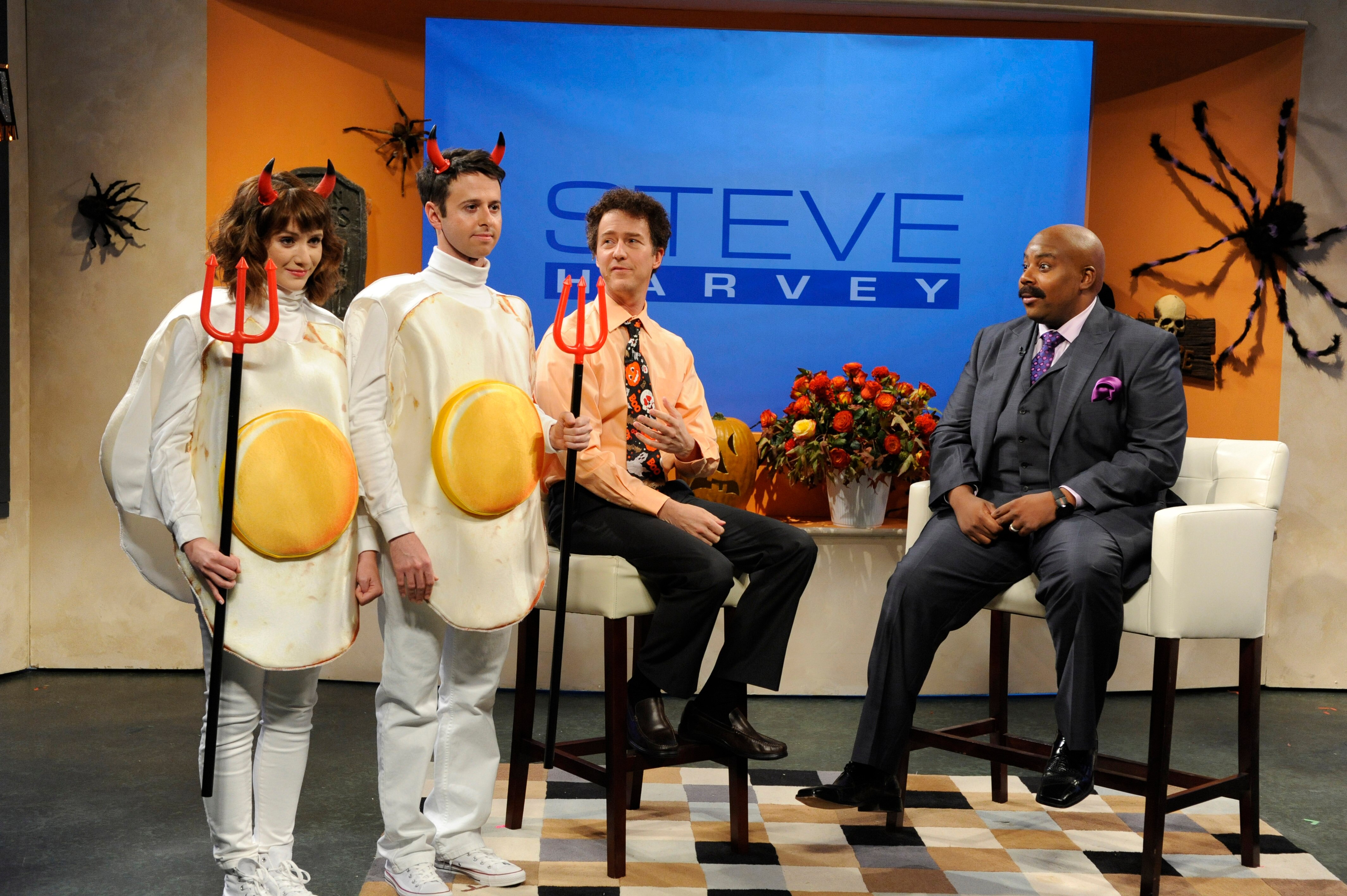 Saturday Night Live: From the Set: Edward Norton and Janelle Monae ...