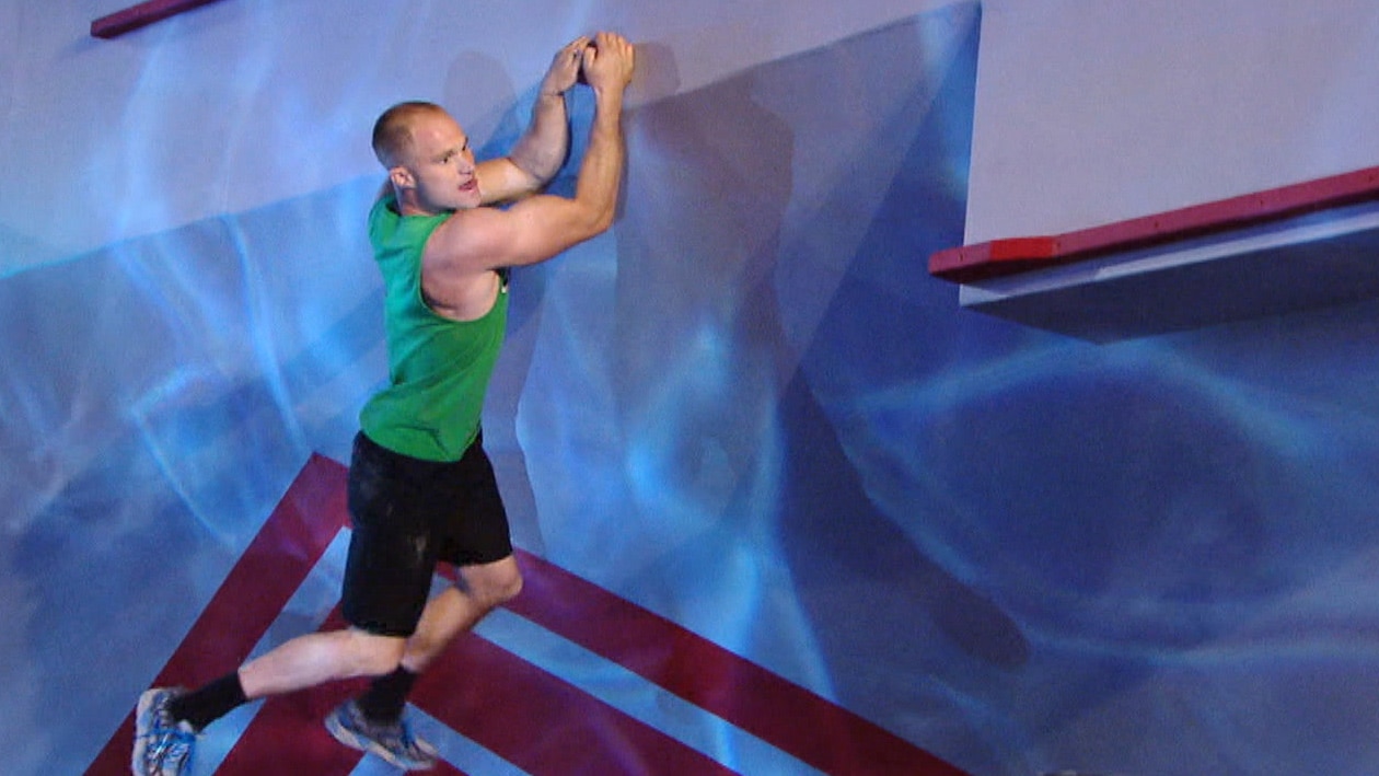 Watch American Ninja Warrior Highlight: Brian Arnold at the American ...