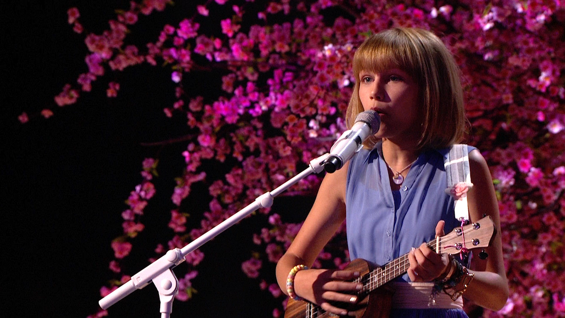 Watch America's Got Talent Highlight: Grace VanderWaal: Live ...