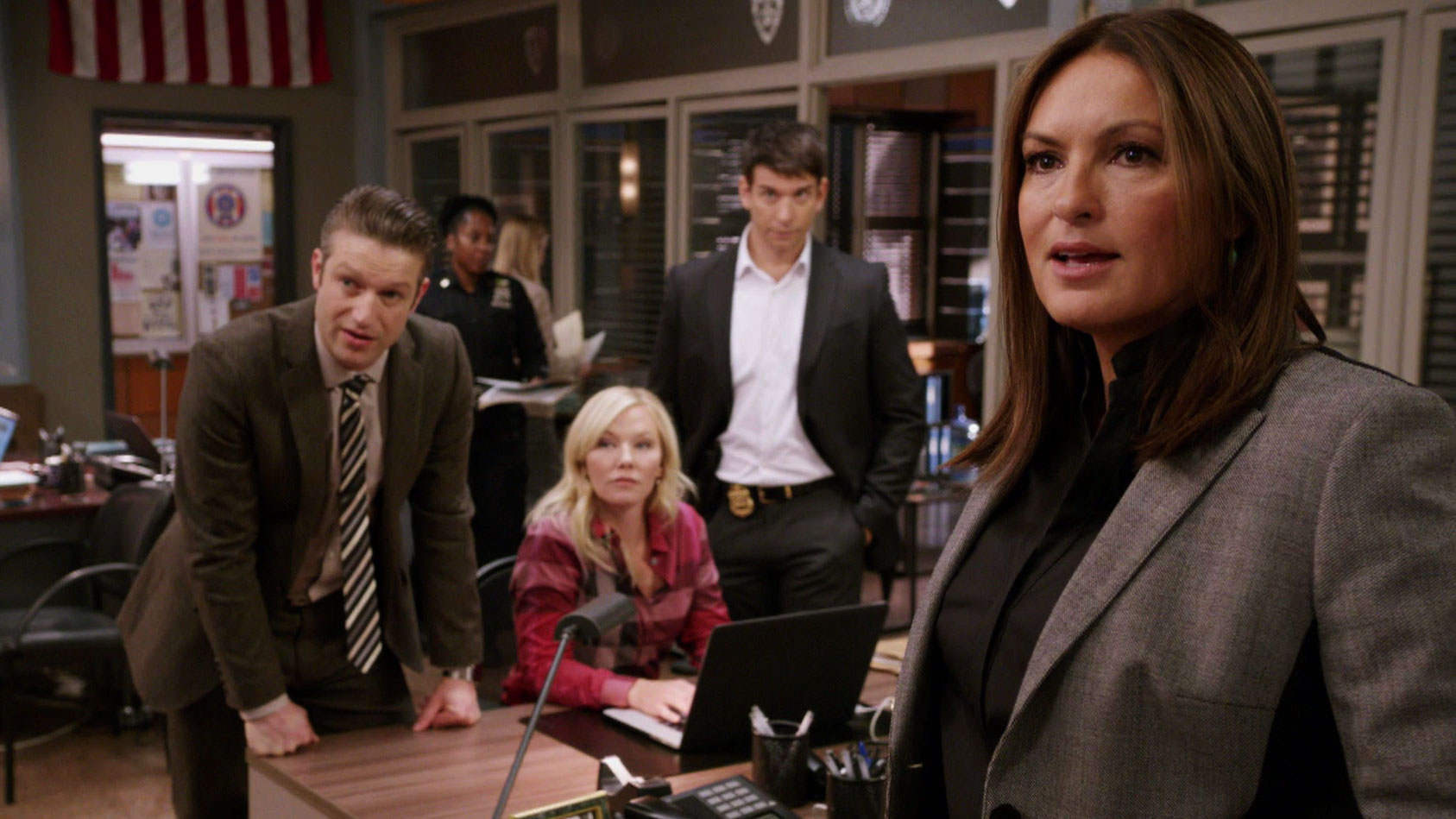Watch Law & Order: Special Victims Unit Current Preview: The SVU Twist ...