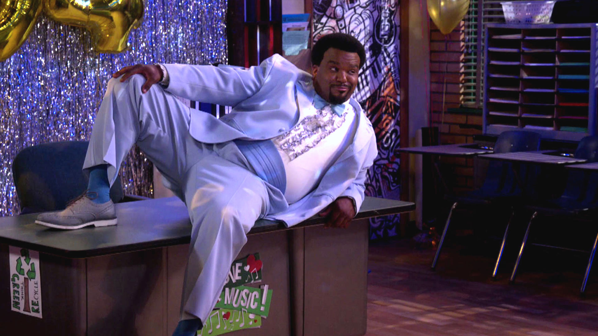 Watch Mr. Robinson Current Preview: Musician + Teacher = Mr. Robinson ...