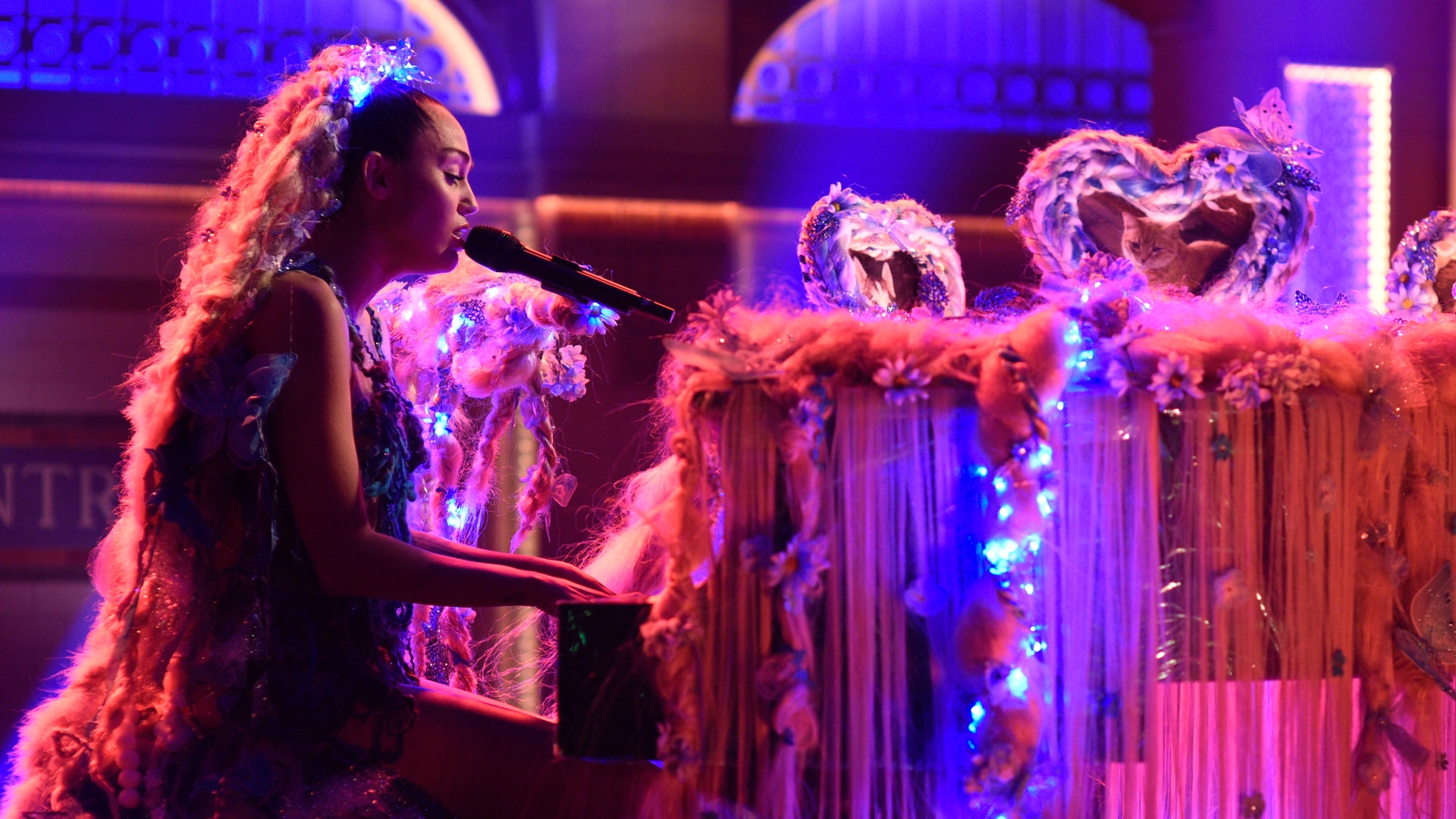 Watch Saturday Night Live Highlight: Miley Cyrus: The Twinkle Song - NBC.com