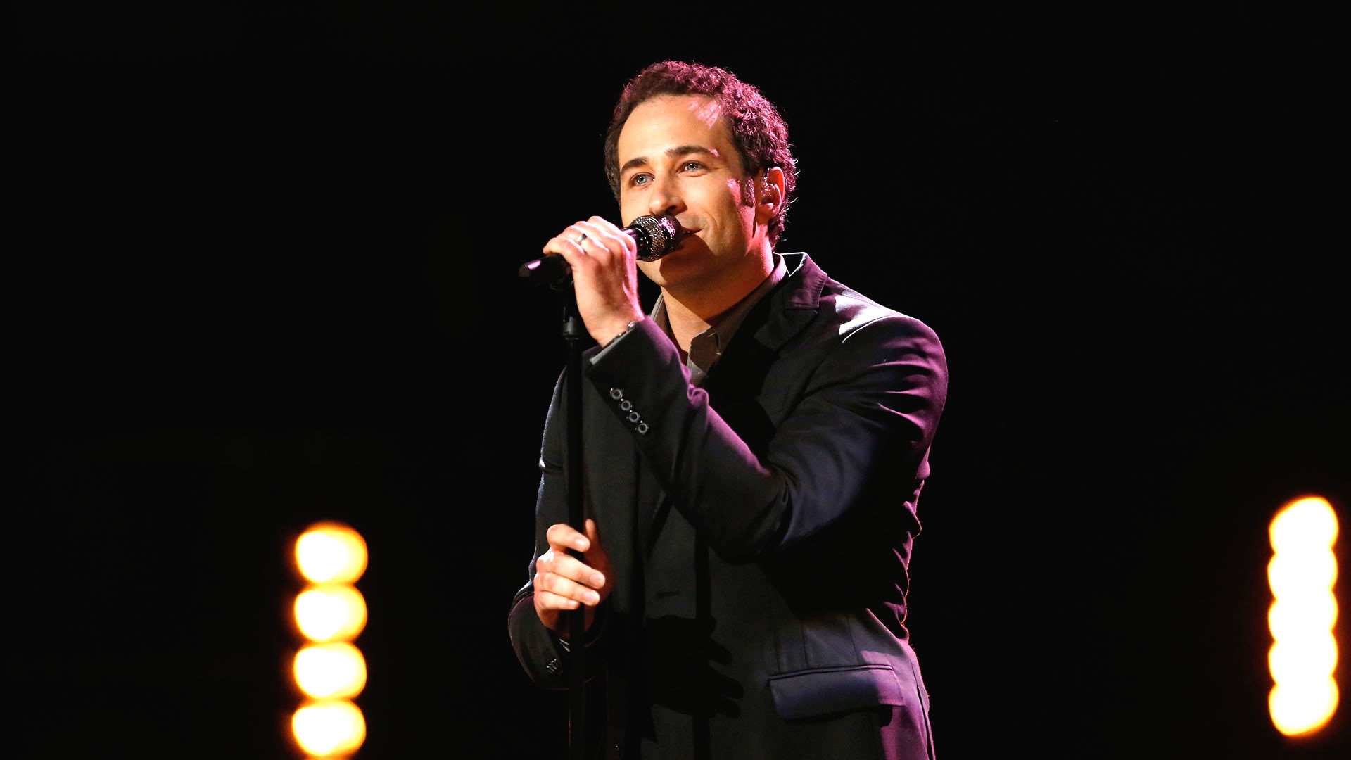 Watch The Voice Highlight: Joshua Davis: “America" - NBC.com