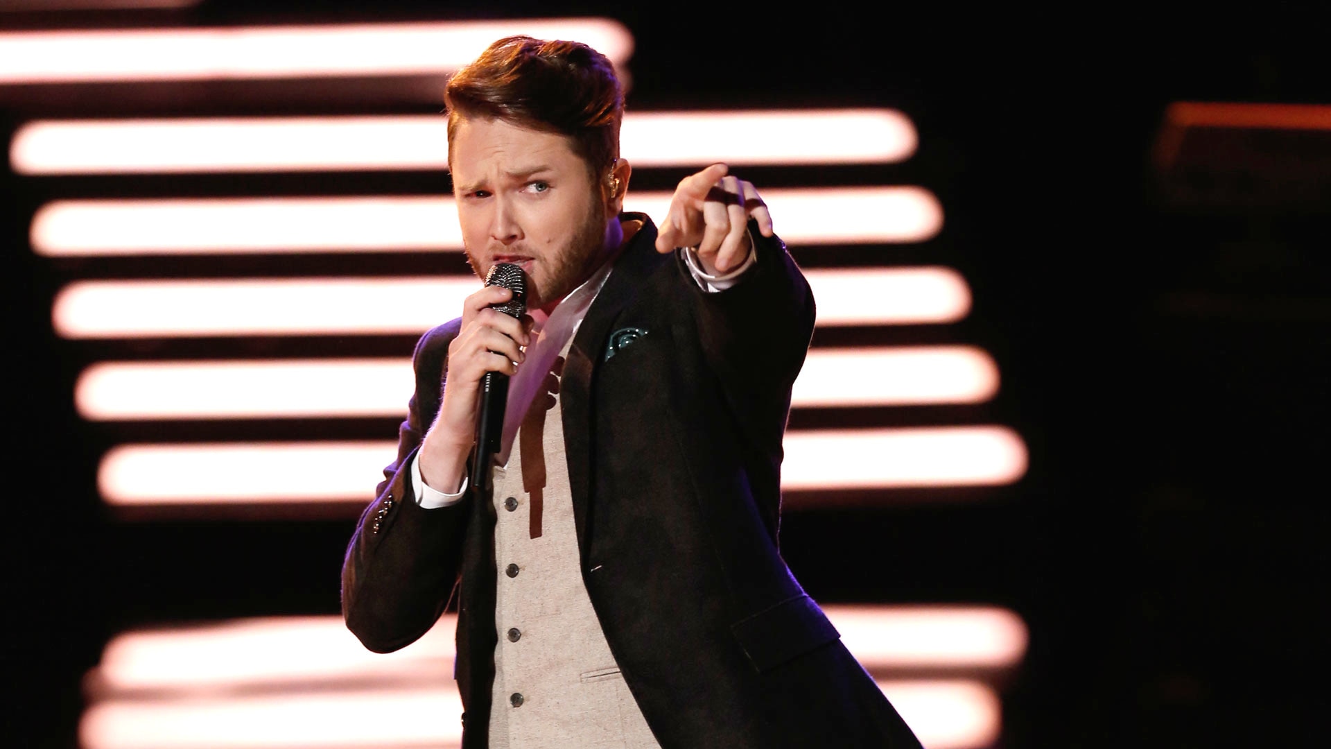 Watch The Voice Highlight: Luke Wade: "Let's Get It On" - NBC.com