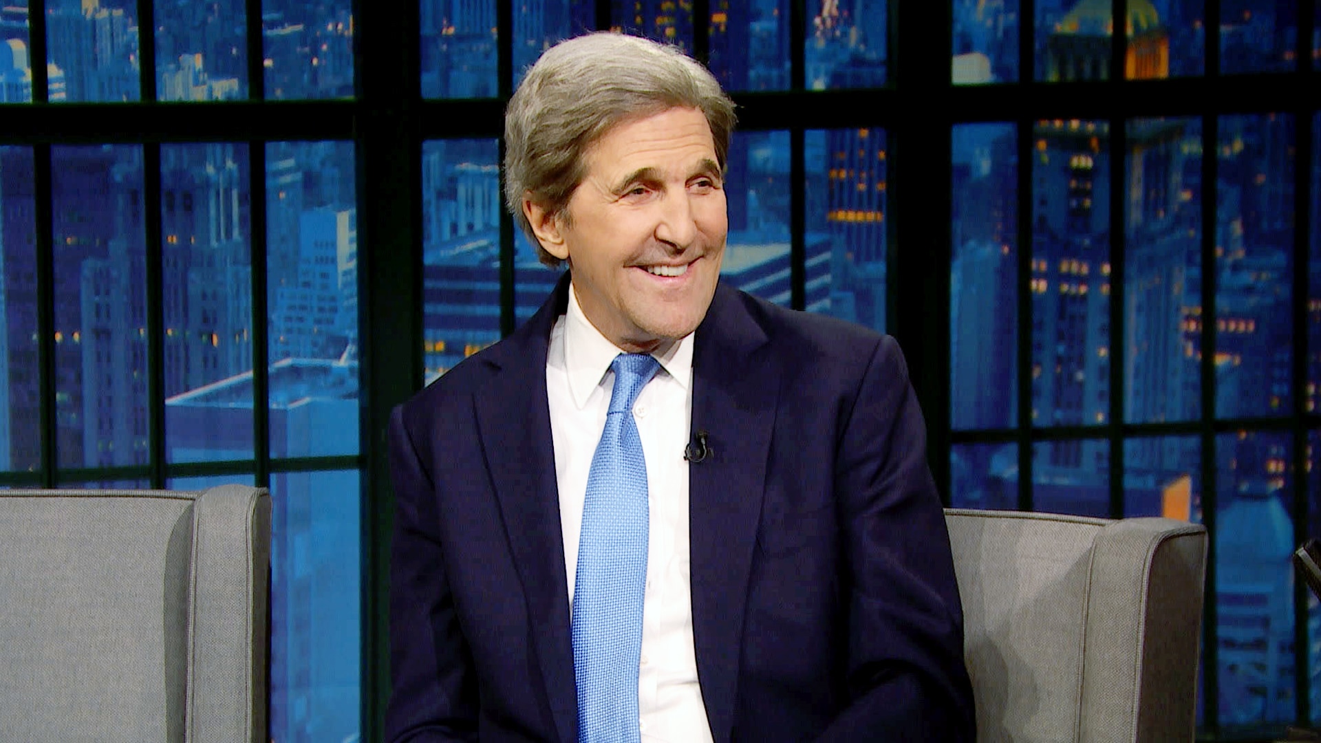 Watch Late Night with Seth Meyers Episode: John Kerry, Rachel Dratch ...