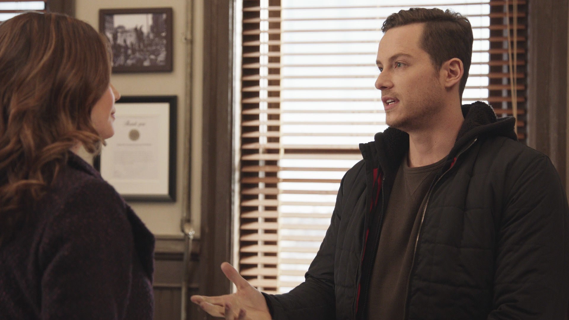 Watch Chicago P.D. Sneak Peek: Halstead's Other Occupation - NBC.com