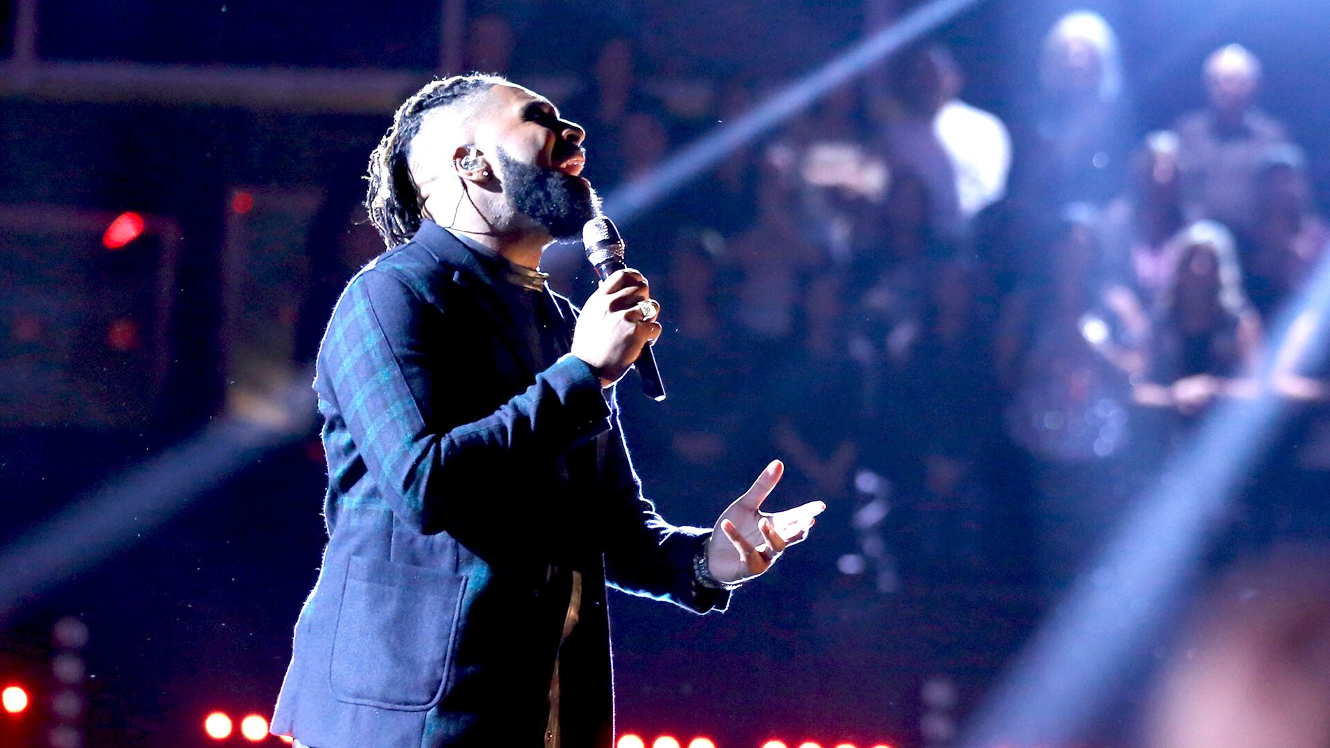 Watch The Voice Highlight: Darius Scott: "Love Lockdown" - NBC.com