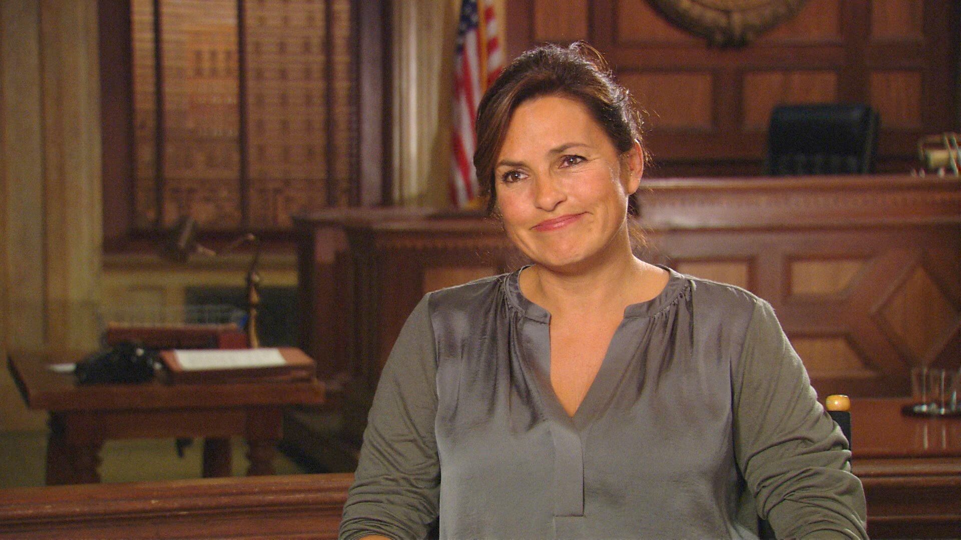 Watch Law & Order: Special Victims Unit Interview: Mariska on Olivia as ...