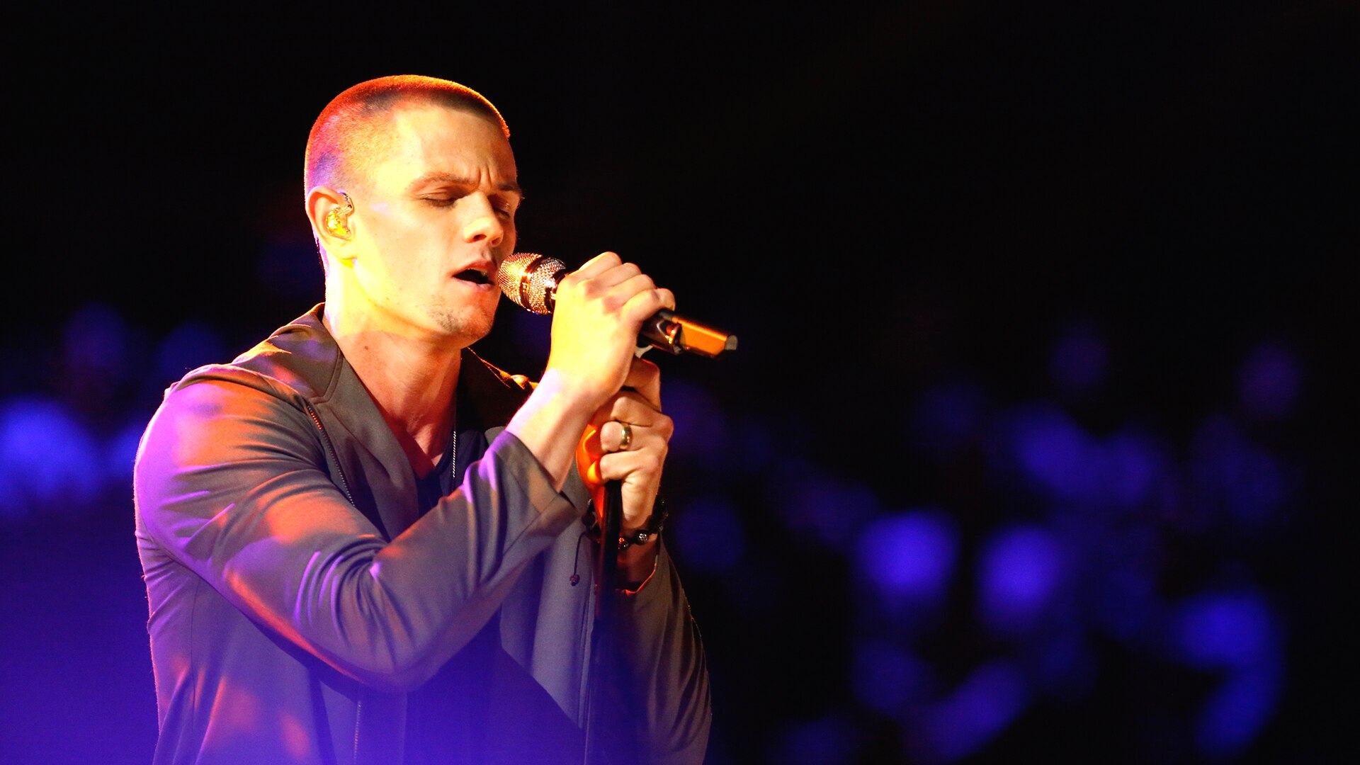 Watch The Voice Highlight: Nick Hagelin: "Stay" - NBC.com