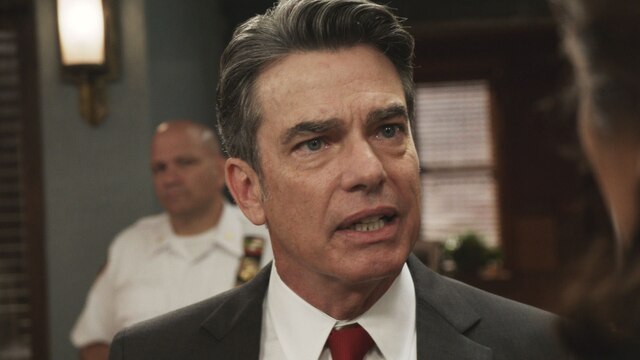 Watch Law & Order: Special Victims Unit Sneak Peek: Never Keep Chief ...