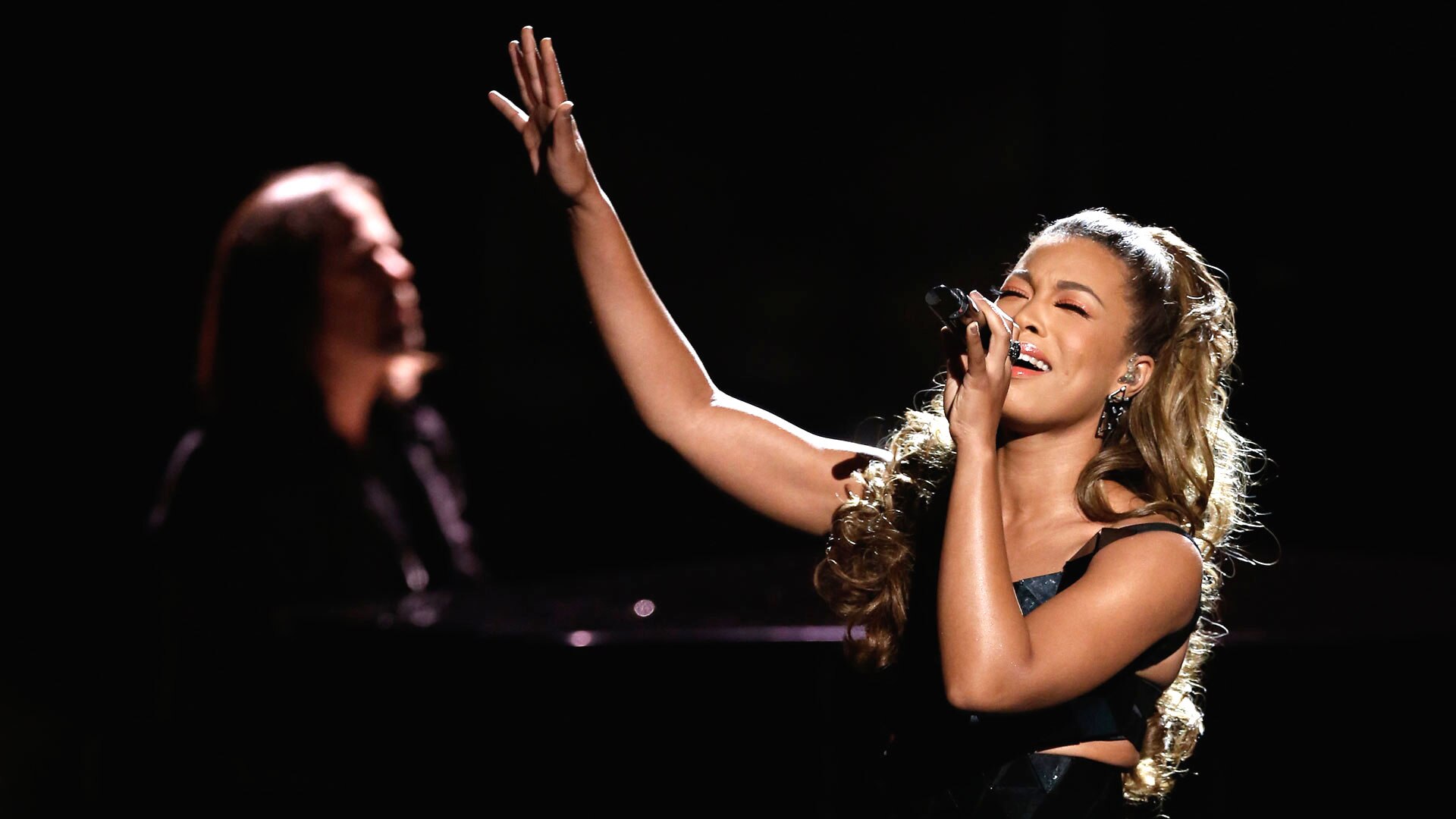 Watch The Voice Highlight: India Carney: "Glory" - NBC.com