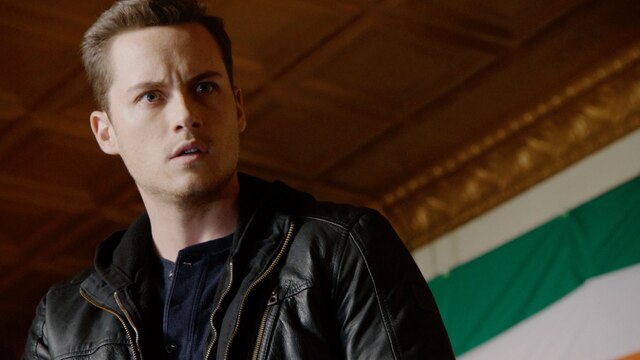 Watch Chicago P.D. Web Exclusive: Case File: Detective Jay Halstead ...