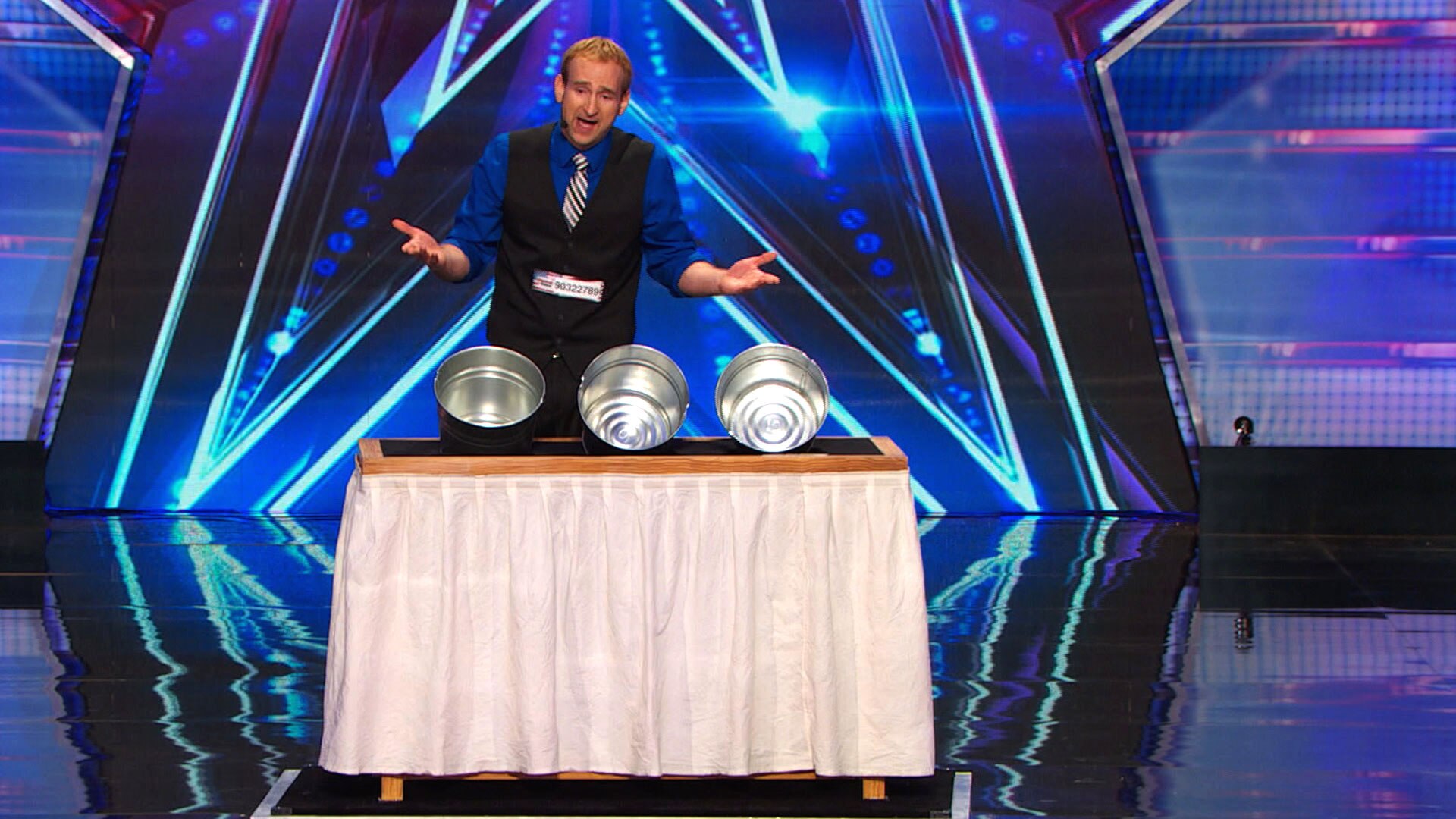 Watch America's Got Talent Highlight: Magic of Stephen Knight - NBC.com